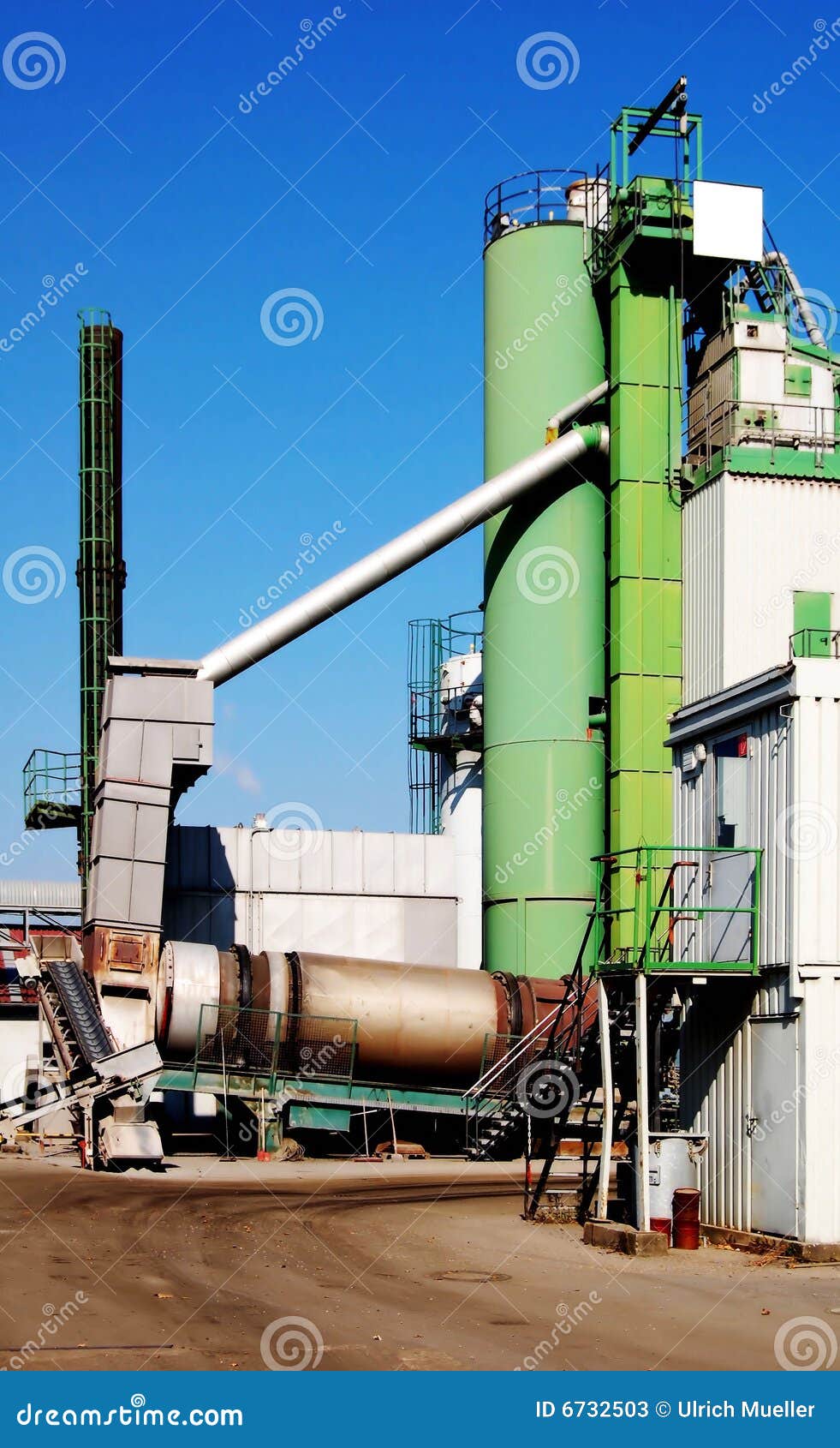 Asphalt plant stock image. Image of highway, paving, work - 6732503