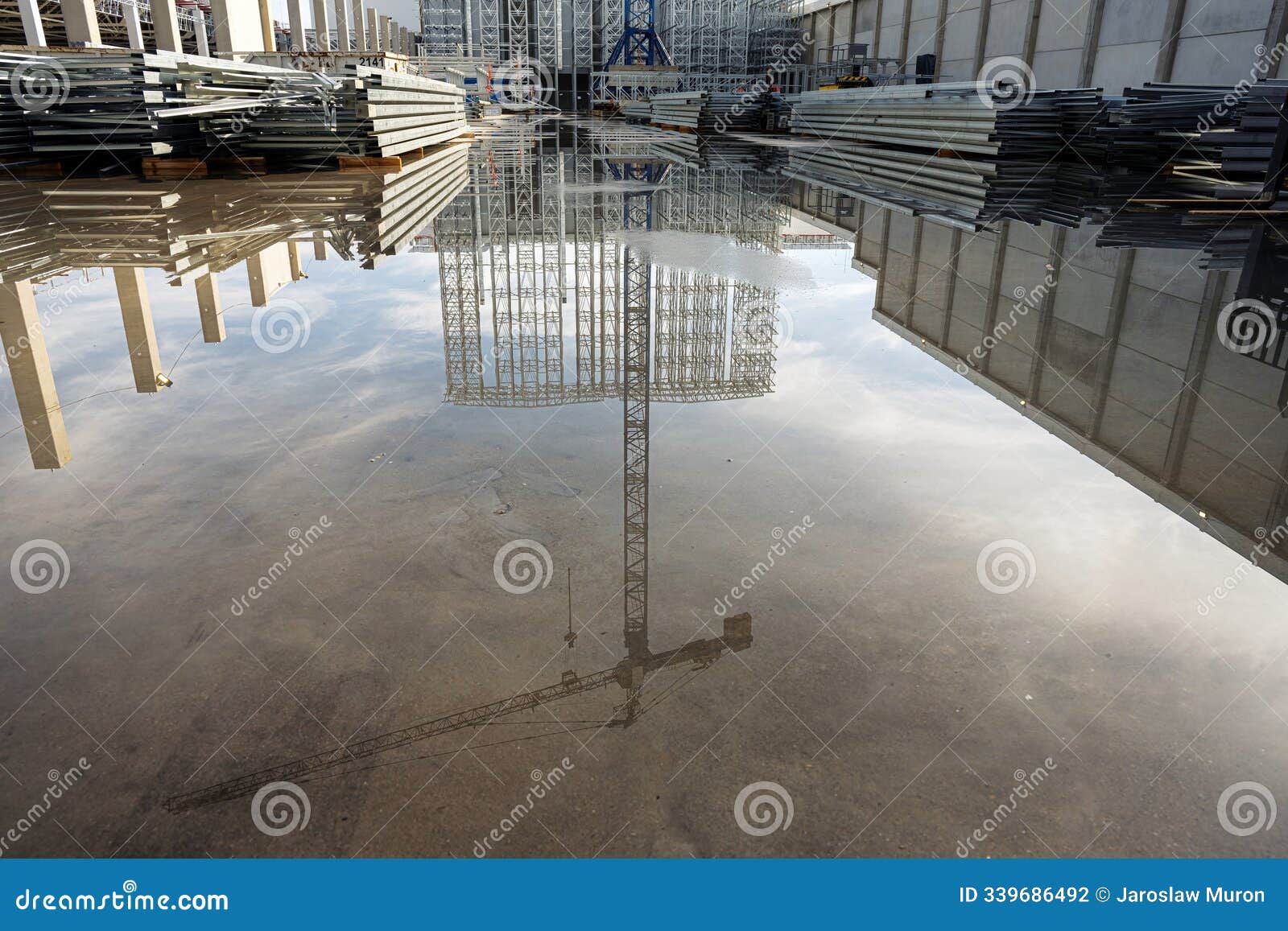 ASRS Clad Rack Structural Framework during Installation and Tower Crane ...