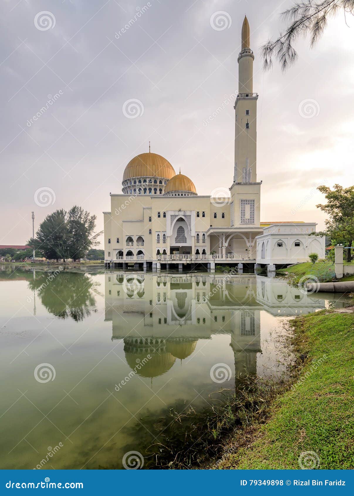 Assalam Mosque stock photo. Image of blue, assalam, malaysia - 79349898