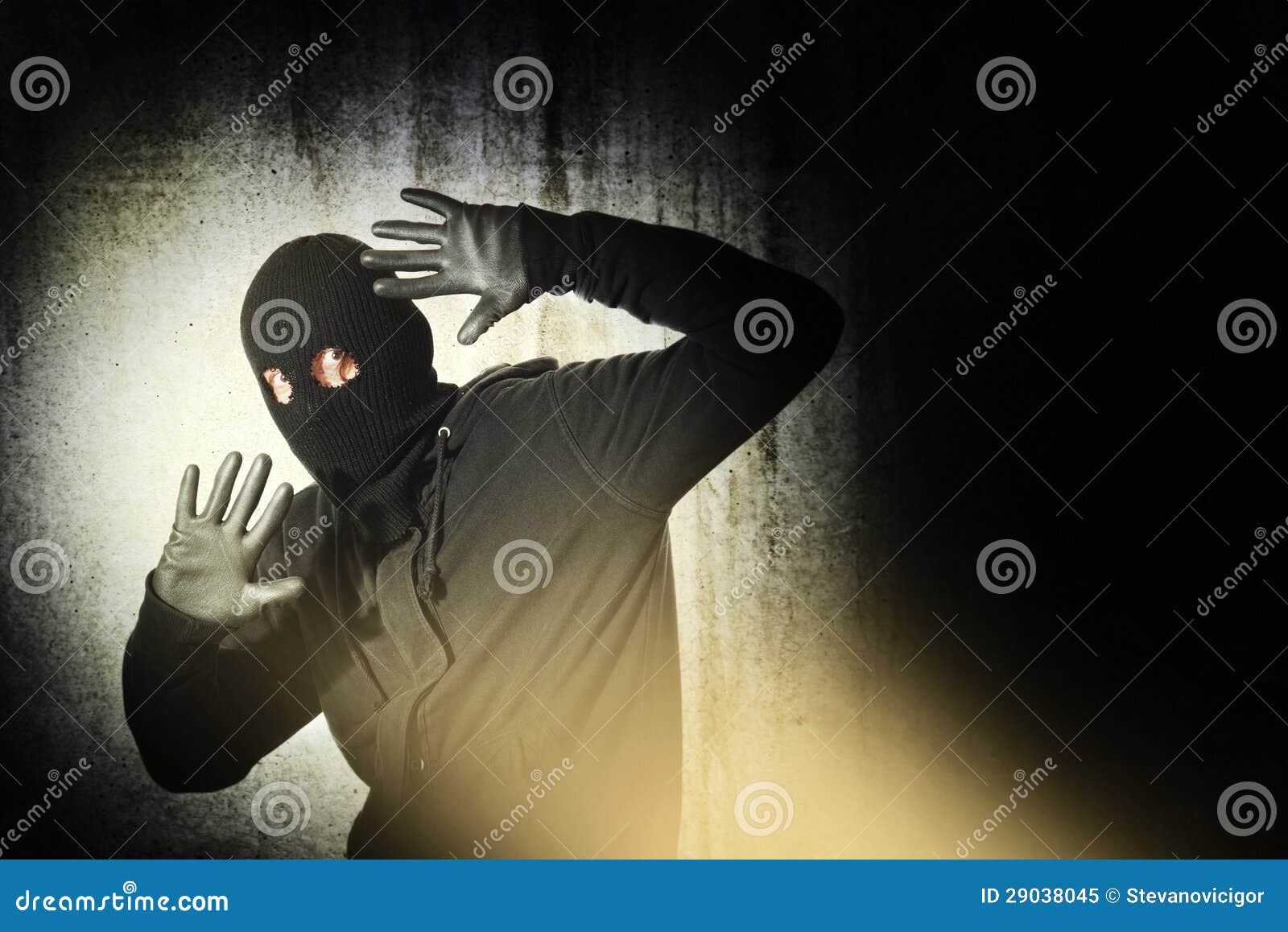 Assaltante travado imagem de stock. Imagem de quebrador - 29038045