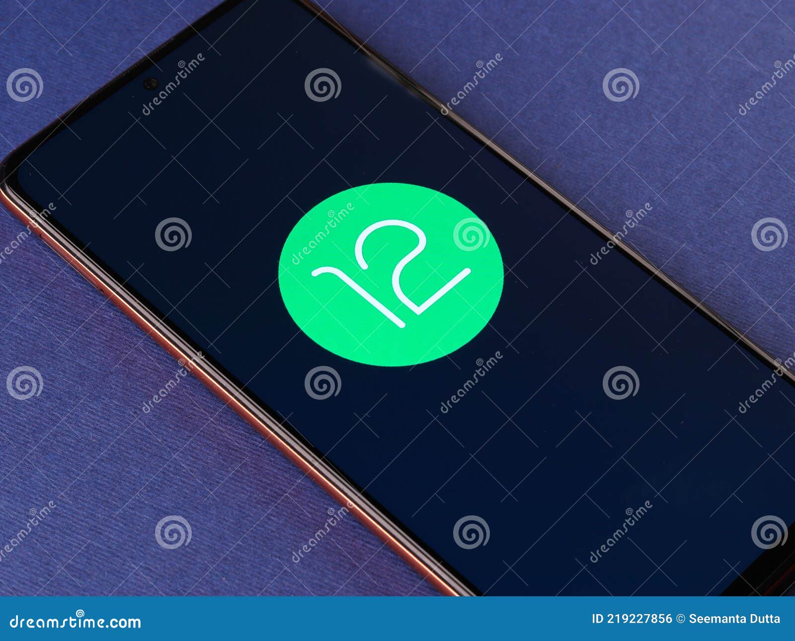 Assam, India - May 19, 2021 : Android 12 Logo on Phone Screen Stock ...