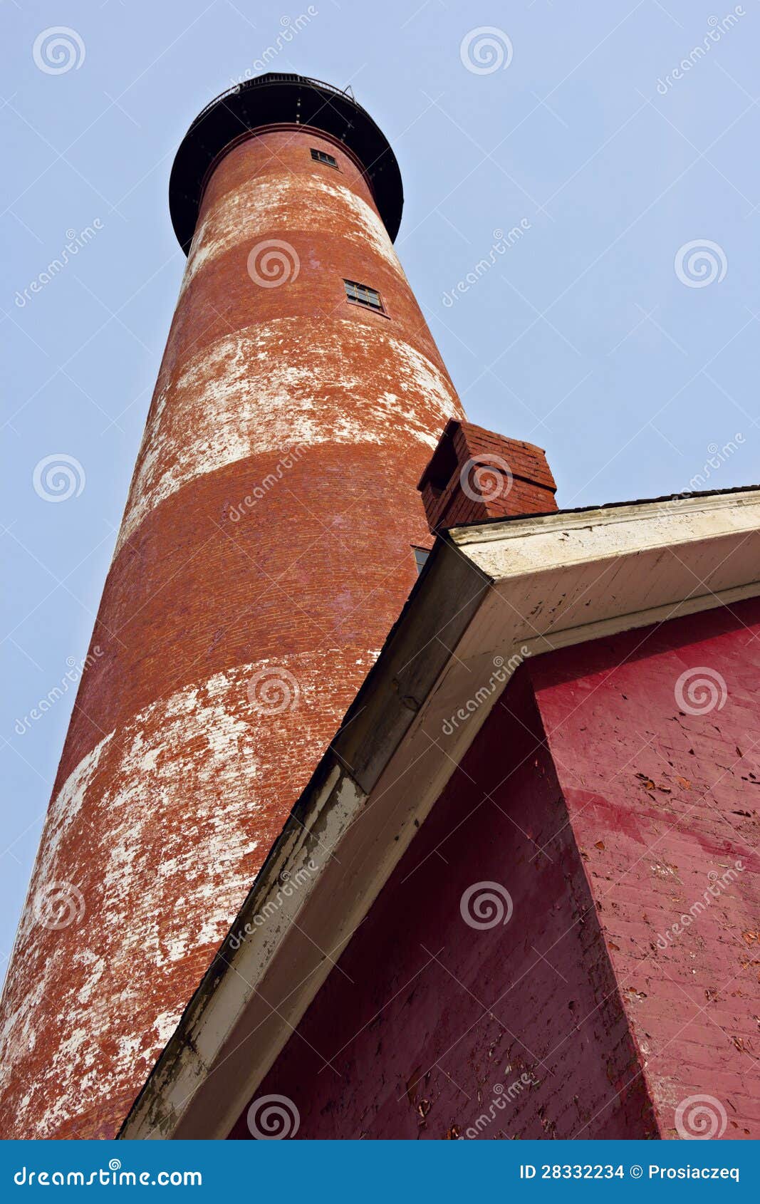Assateague Lighthouse stock photo. Image of scenic, buildings - 28332234