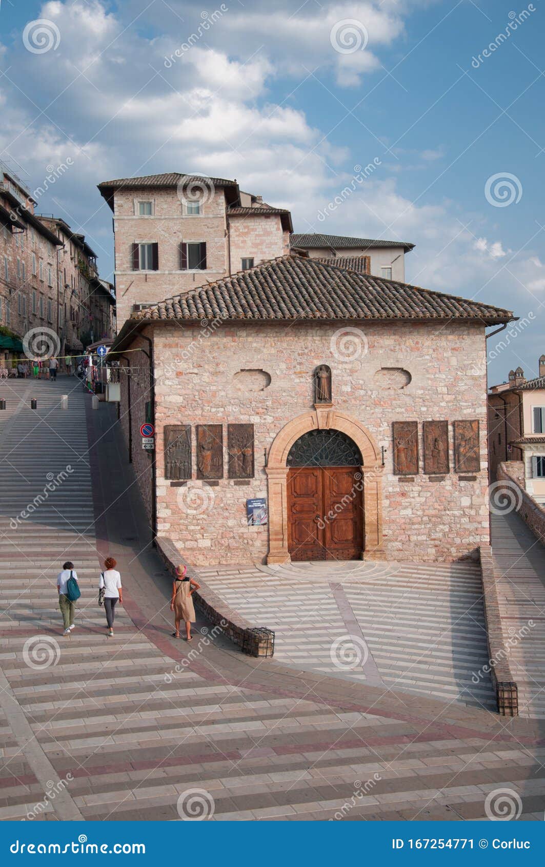 Assisi editorial photo. Image of landmark, umbria, tourism - 167254771
