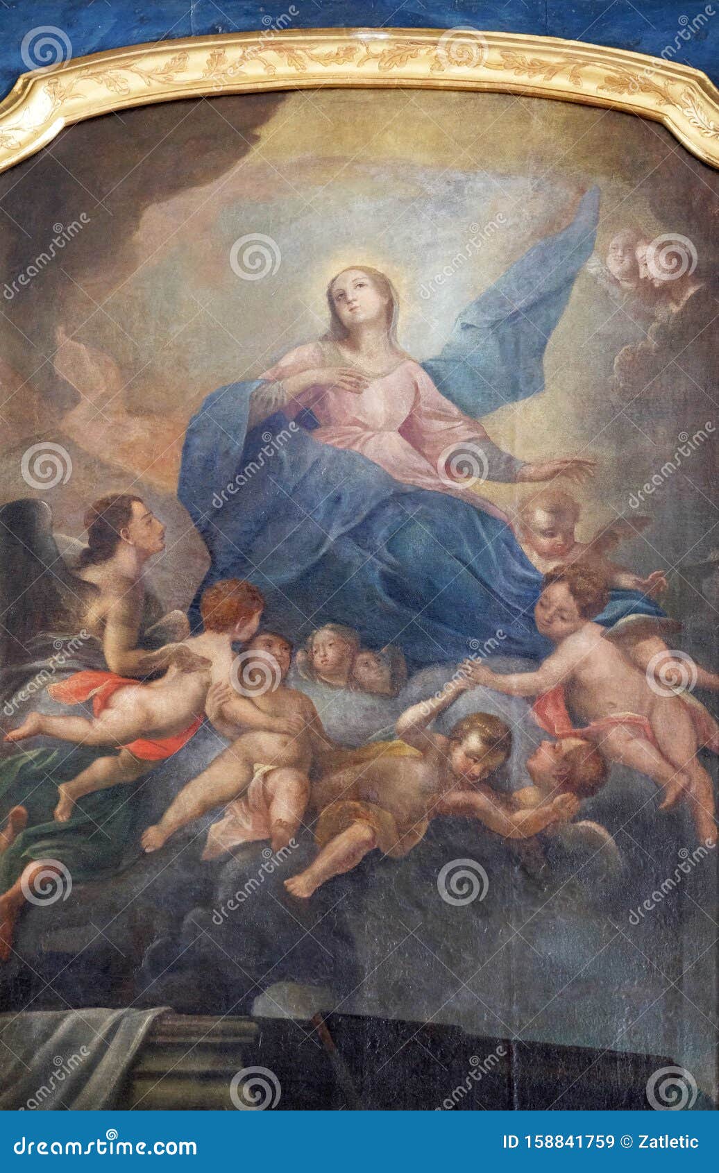 Assomption De La Vierge Marie Image stock - Image du statue, vierge ...