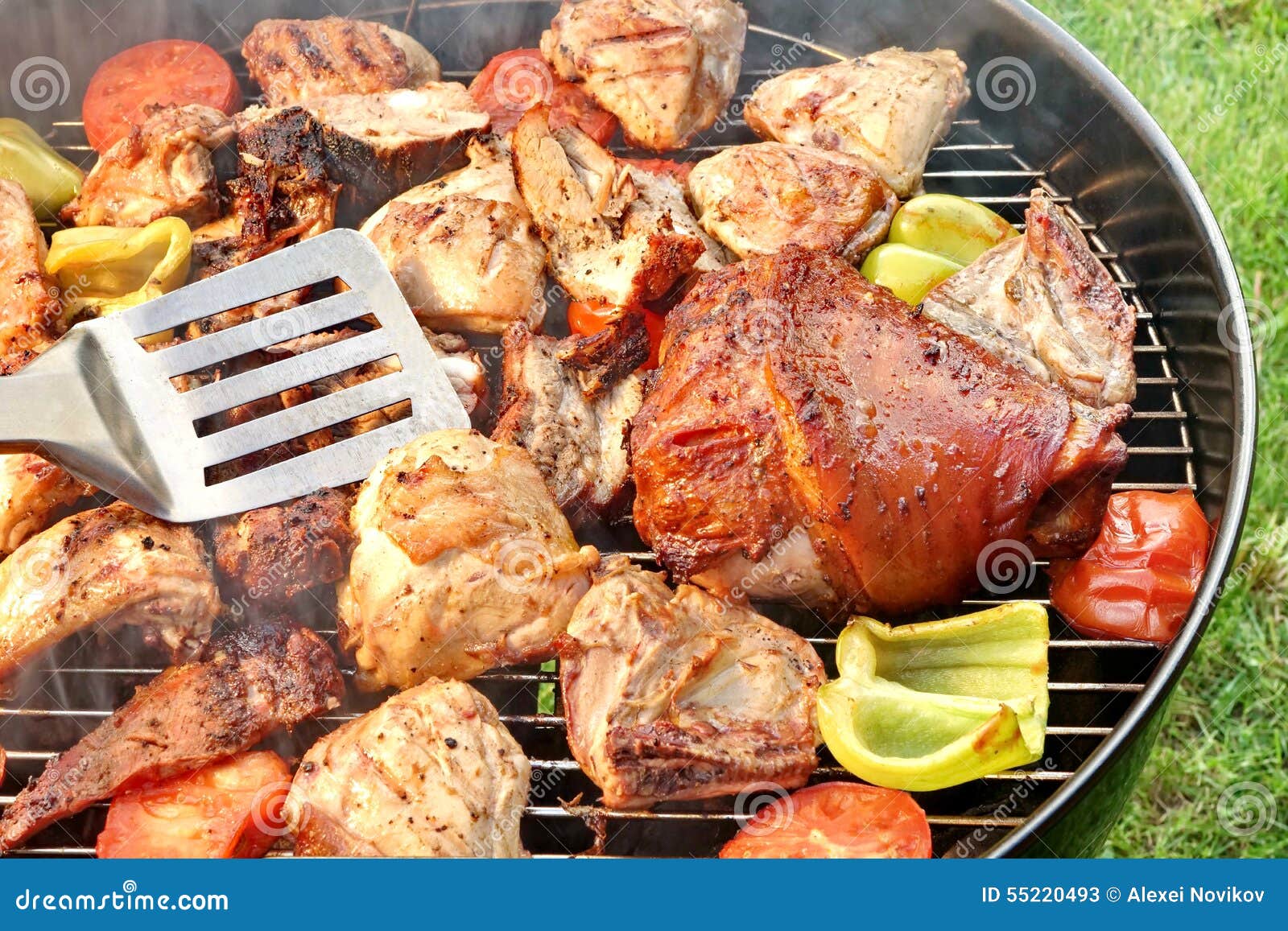 Assorted Bbq Roasted Pork And Chicken Meat With Vegetables Stock Image