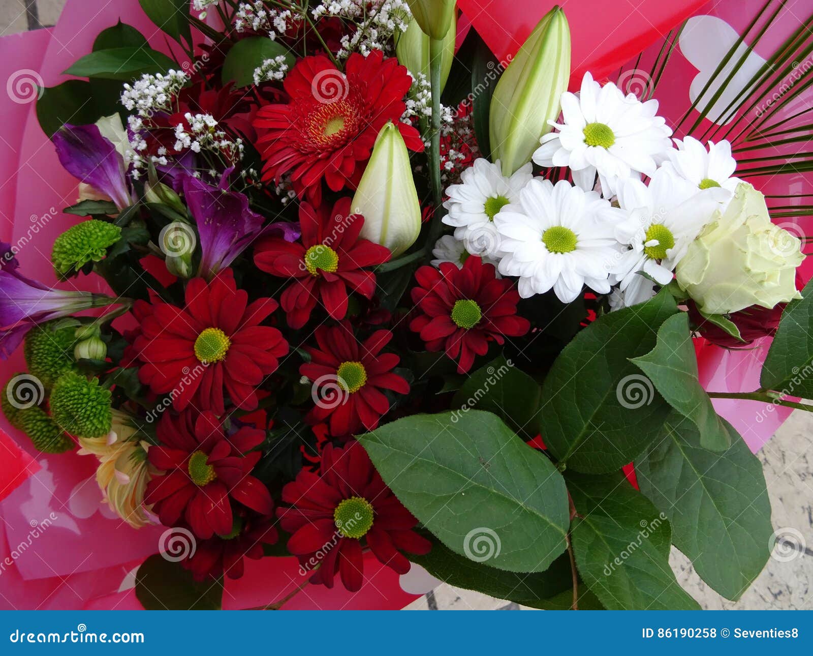 Assorted Flowers in a Bouquet Stock Photo - Image of bouquets ...