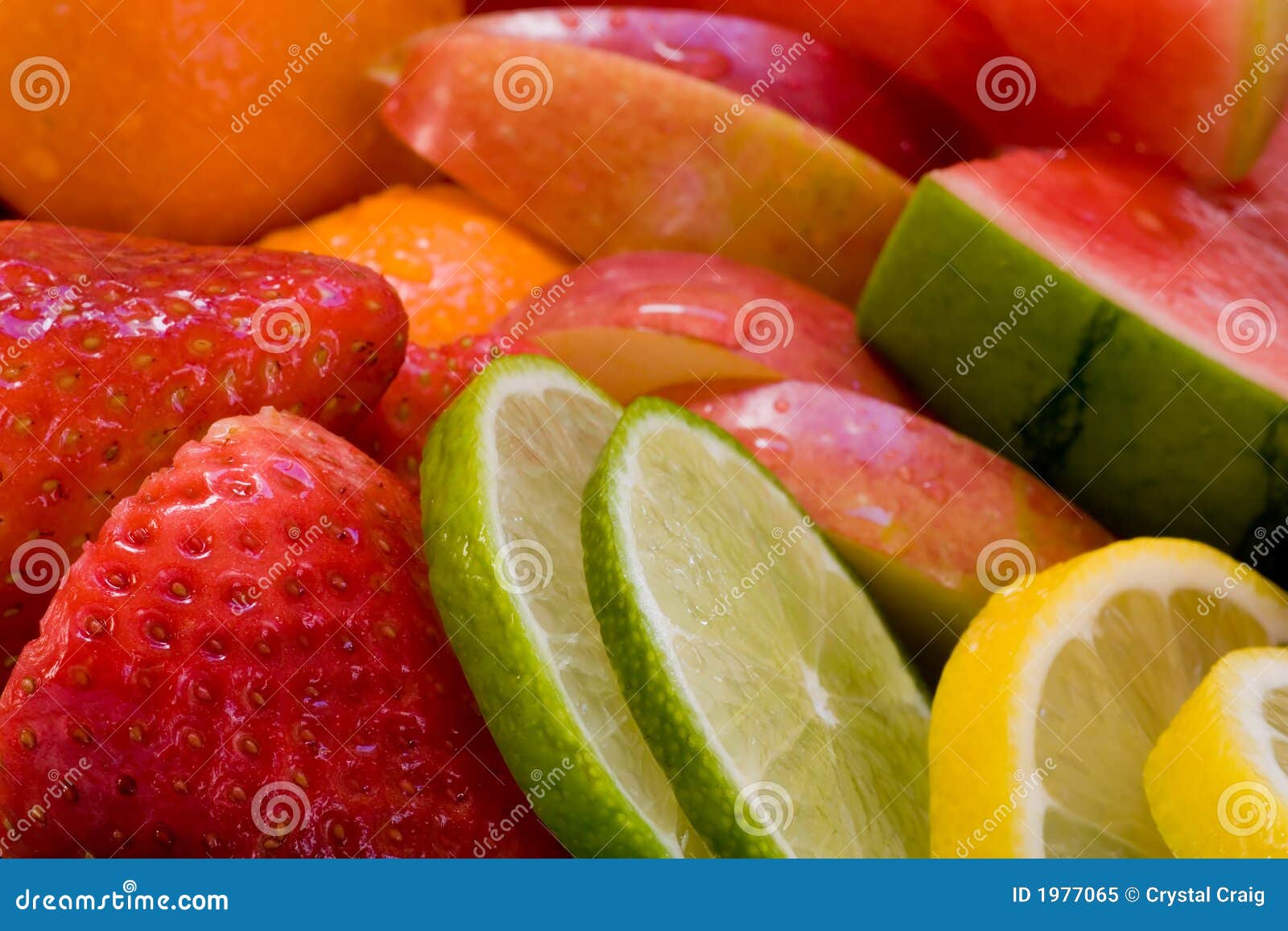 Assortiment de fruit frais image stock. Image du frais - 1977065