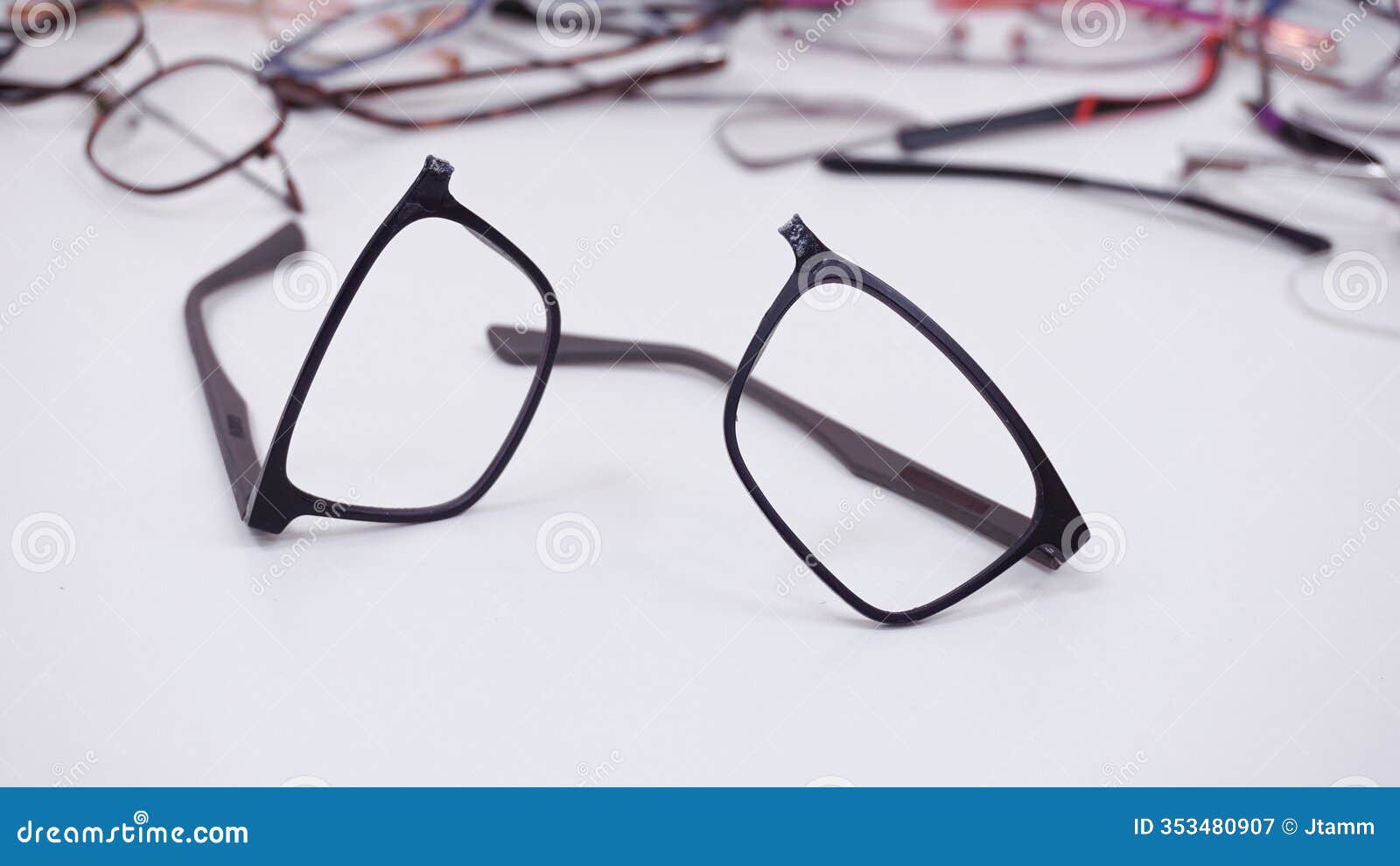 Assortment of Broken Optical Eyeglasses, Broken Hinges, Missing Lenses ...