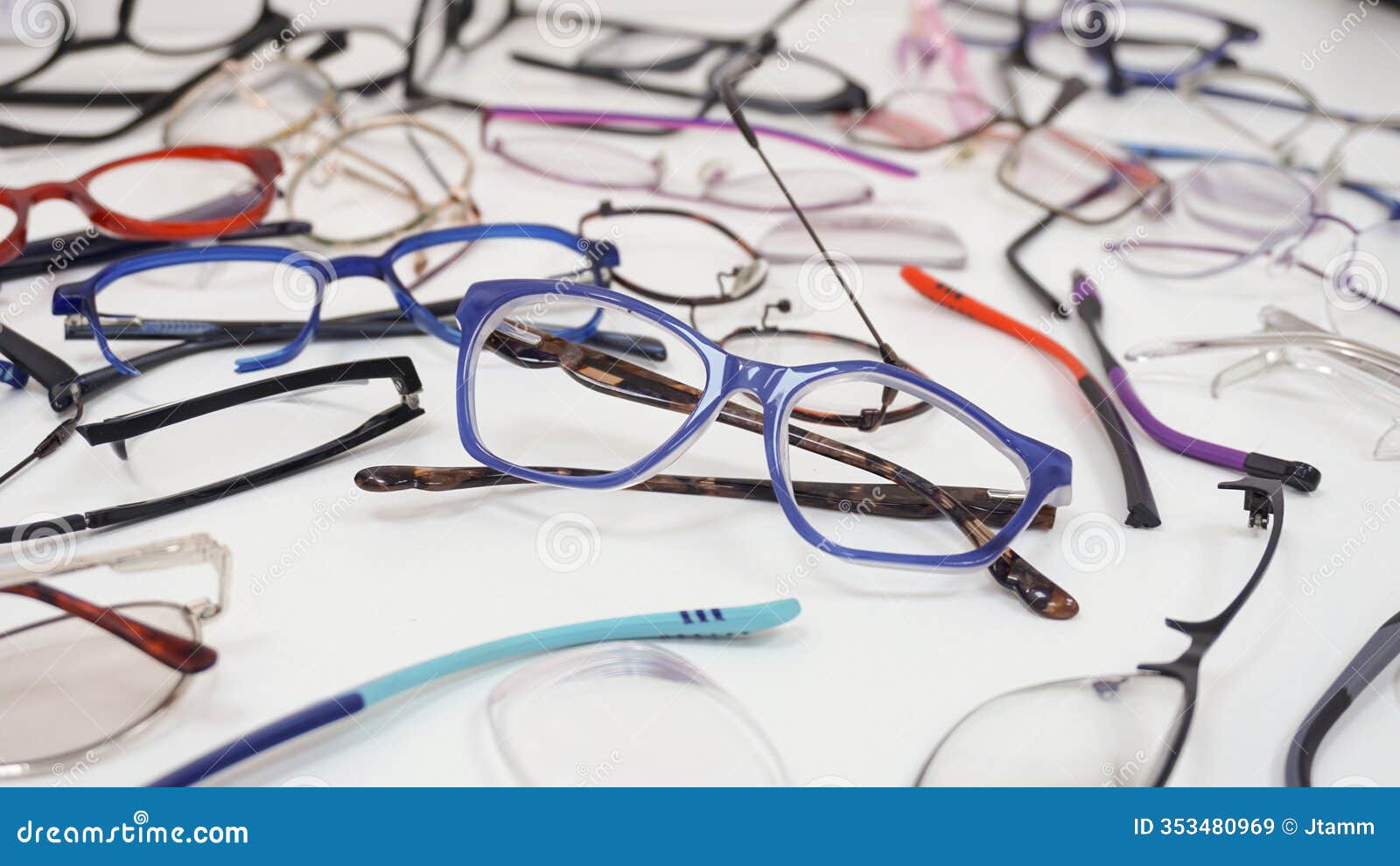 Assortment of Broken Optical Eyeglasses, Broken Hinges, Missing Lenses ...