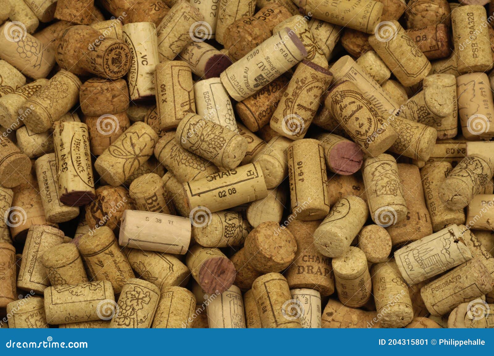 Close up of wine corks editorial photo. Image of assortment - 204315801