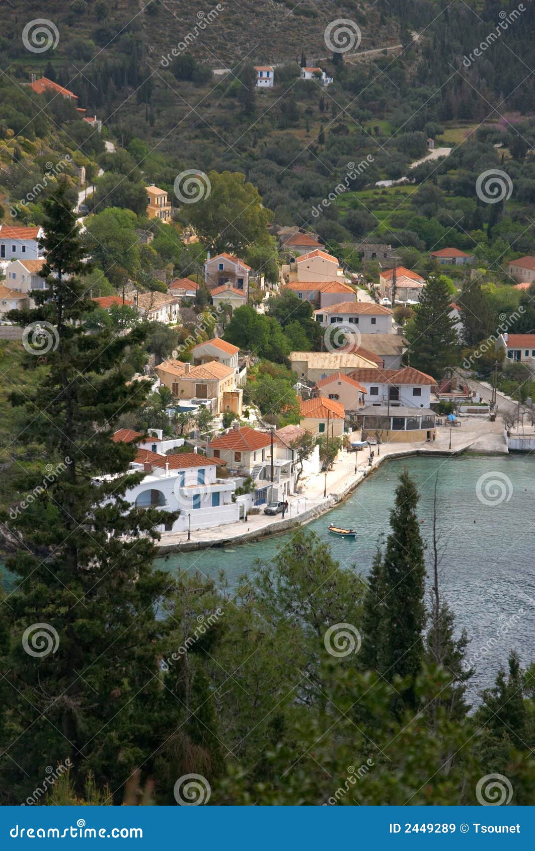 Assos Village in Cephalonia Stock Image - Image of clean, ionian: 2449289