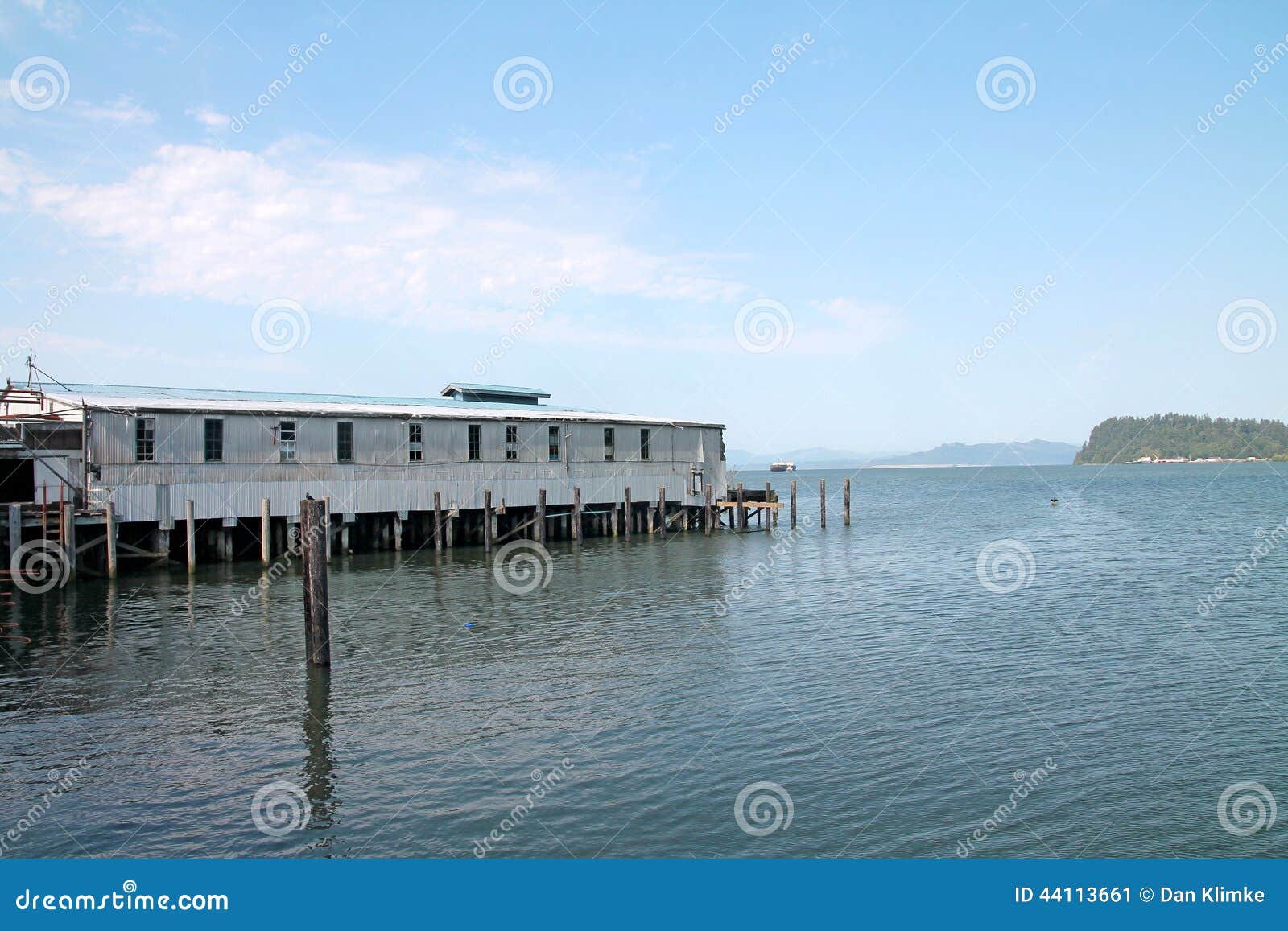 Astoria harbor in Oregon stock image. Image of blue, coastal - 44113661