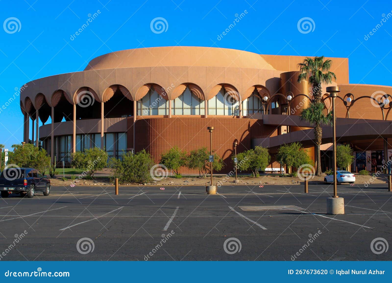 ASU Tempe campus editorial image. Image of flower, home - 267673620