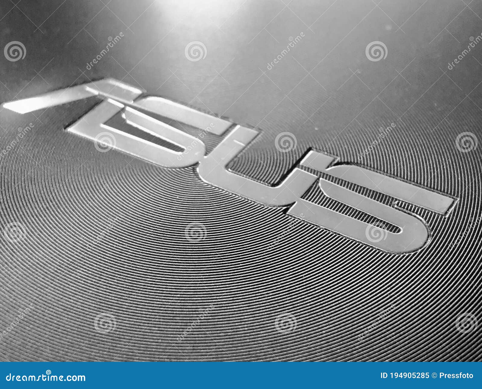 ASUS Computer Logo editorial image. Image of office - 194905285
