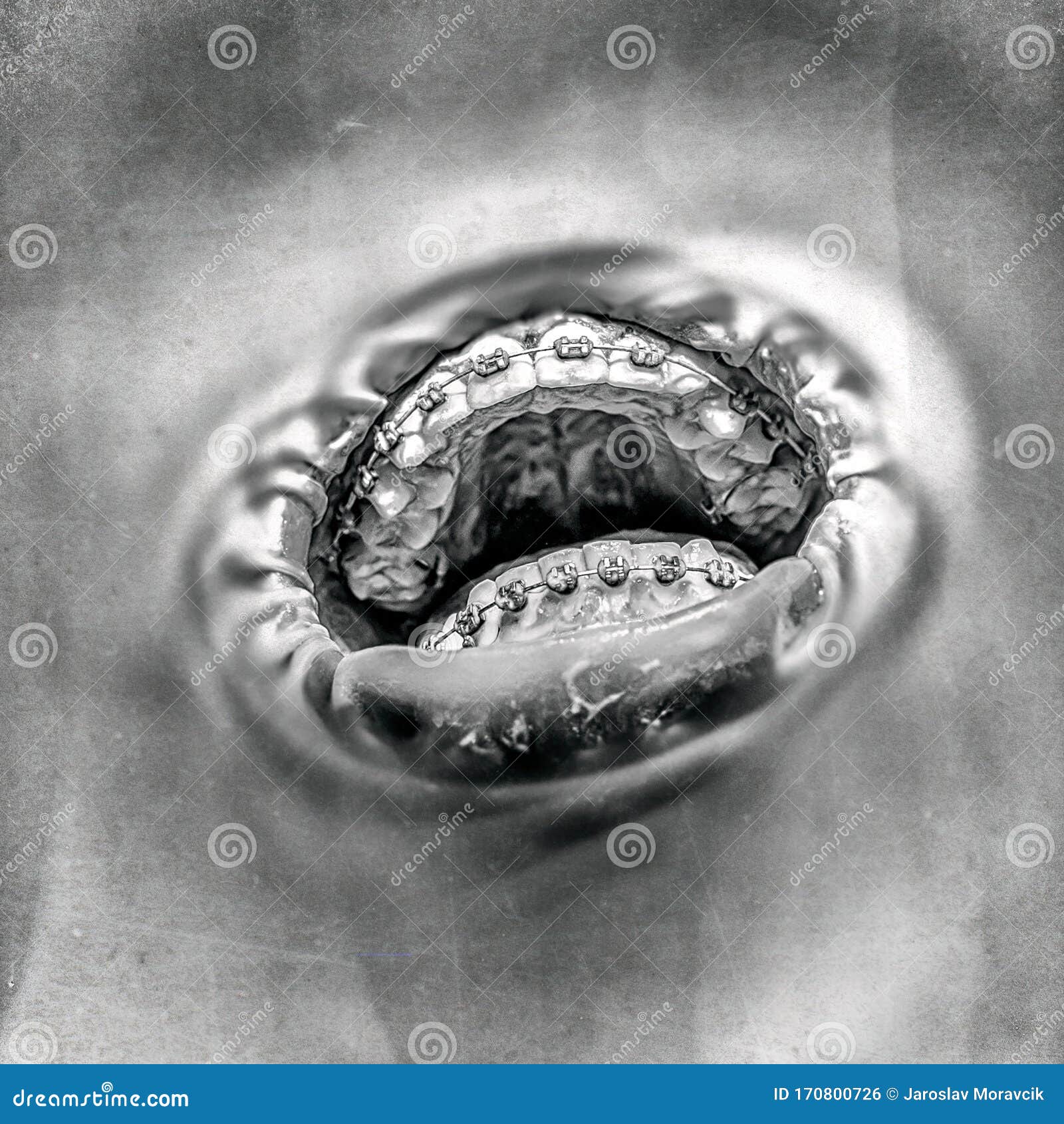 Asustada boca abierta foto de archivo. Imagen de espeluznante - 170800726