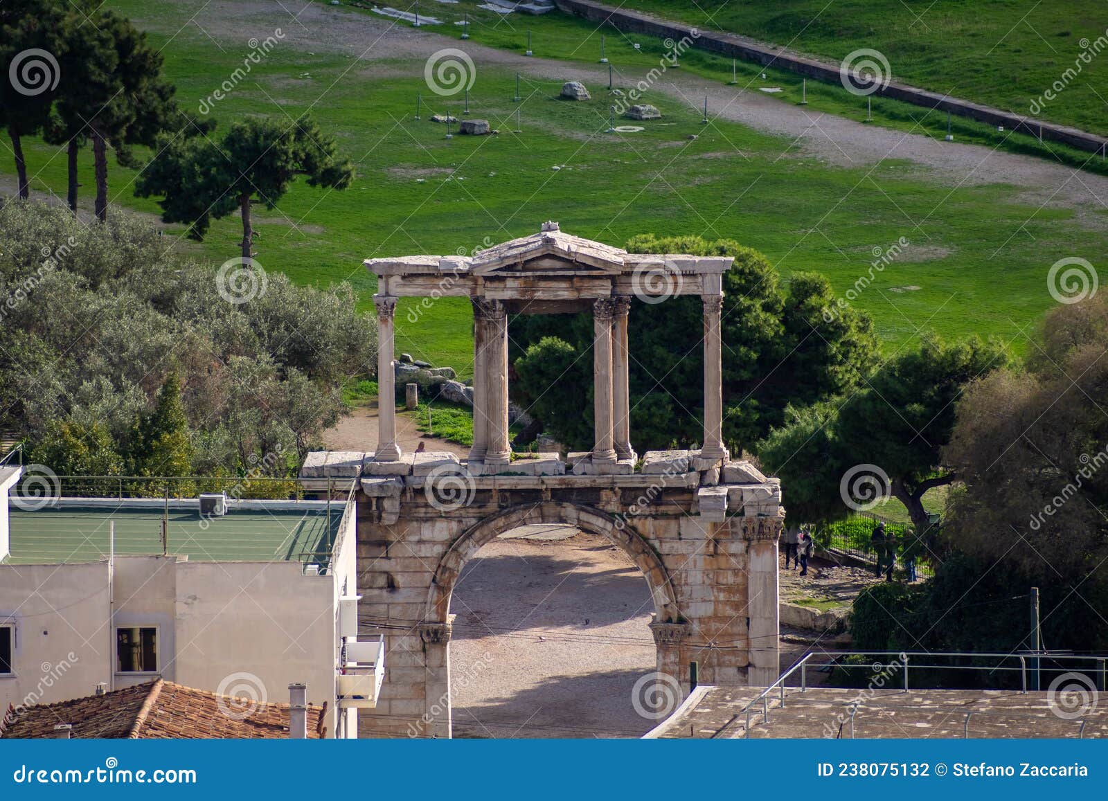 ATHENS, GREECE, 12 DECEMBER 2021 Hadrian Arch Stock Photo - Image of ...