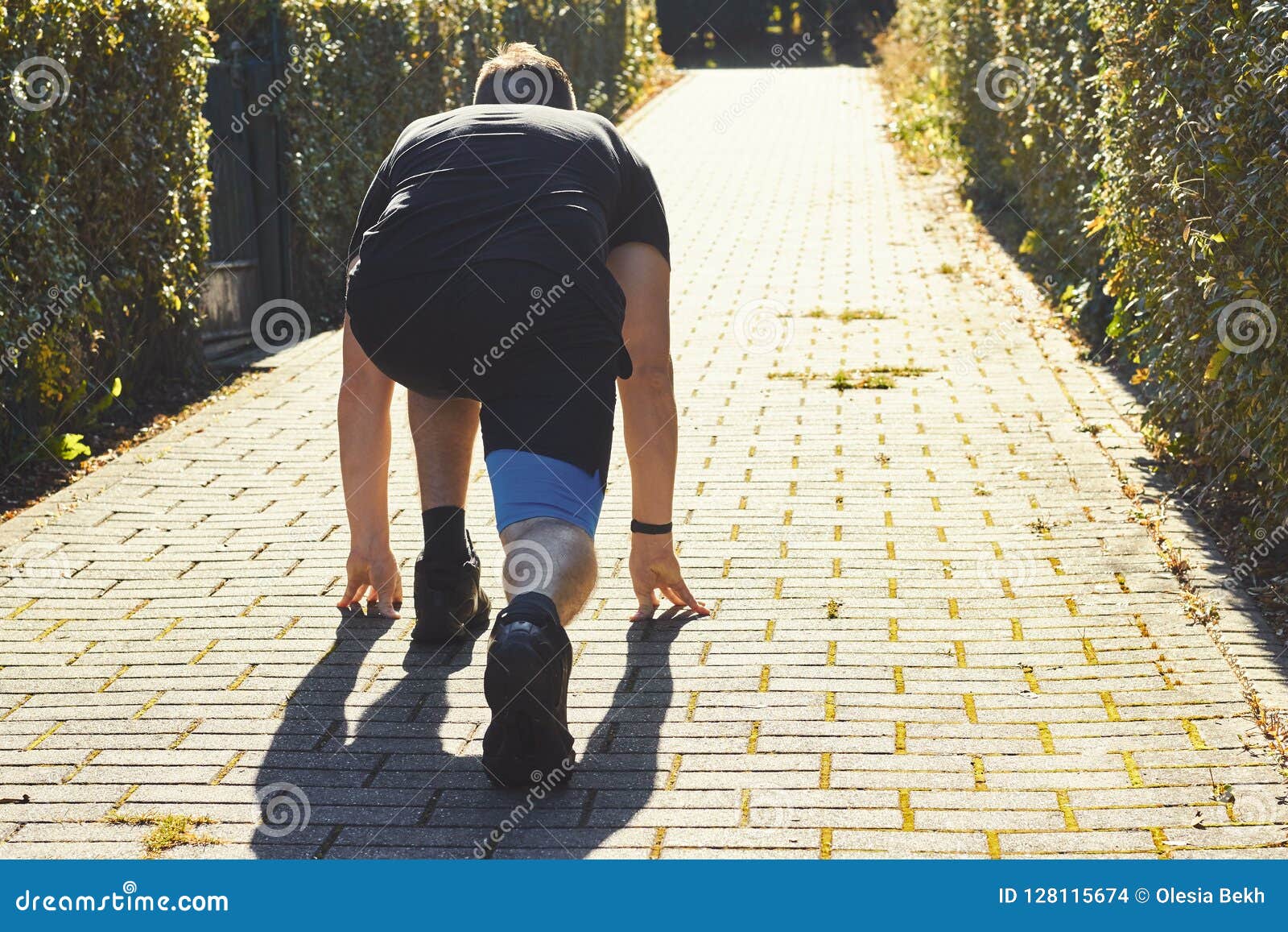 Crouch Start Royalty-Free Stock Photo | CartoonDealer.com #60892875