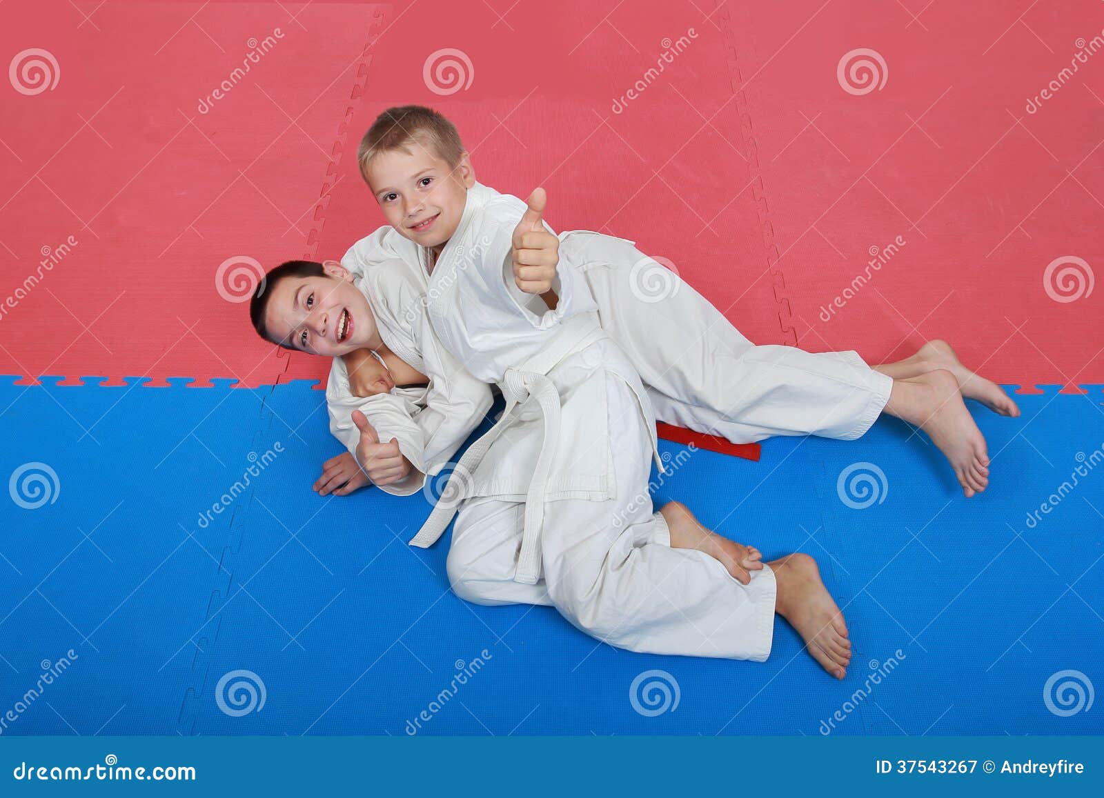 Athletes with a White and Red Training Reception after Throw Stock ...