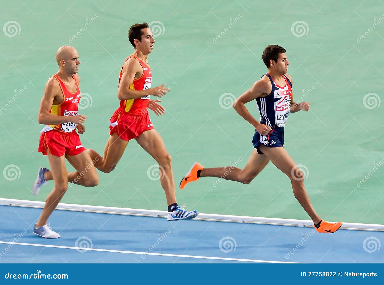 Athletics 1500 meters editorial photography. Image of race - 27758822