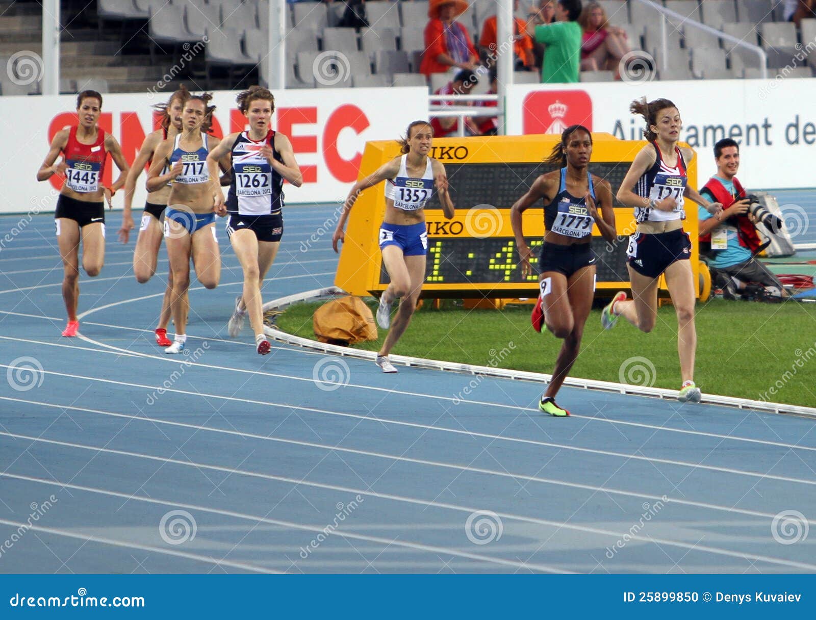 Athlets Compete in the 800 Meters Race Editorial Image - Image of ...