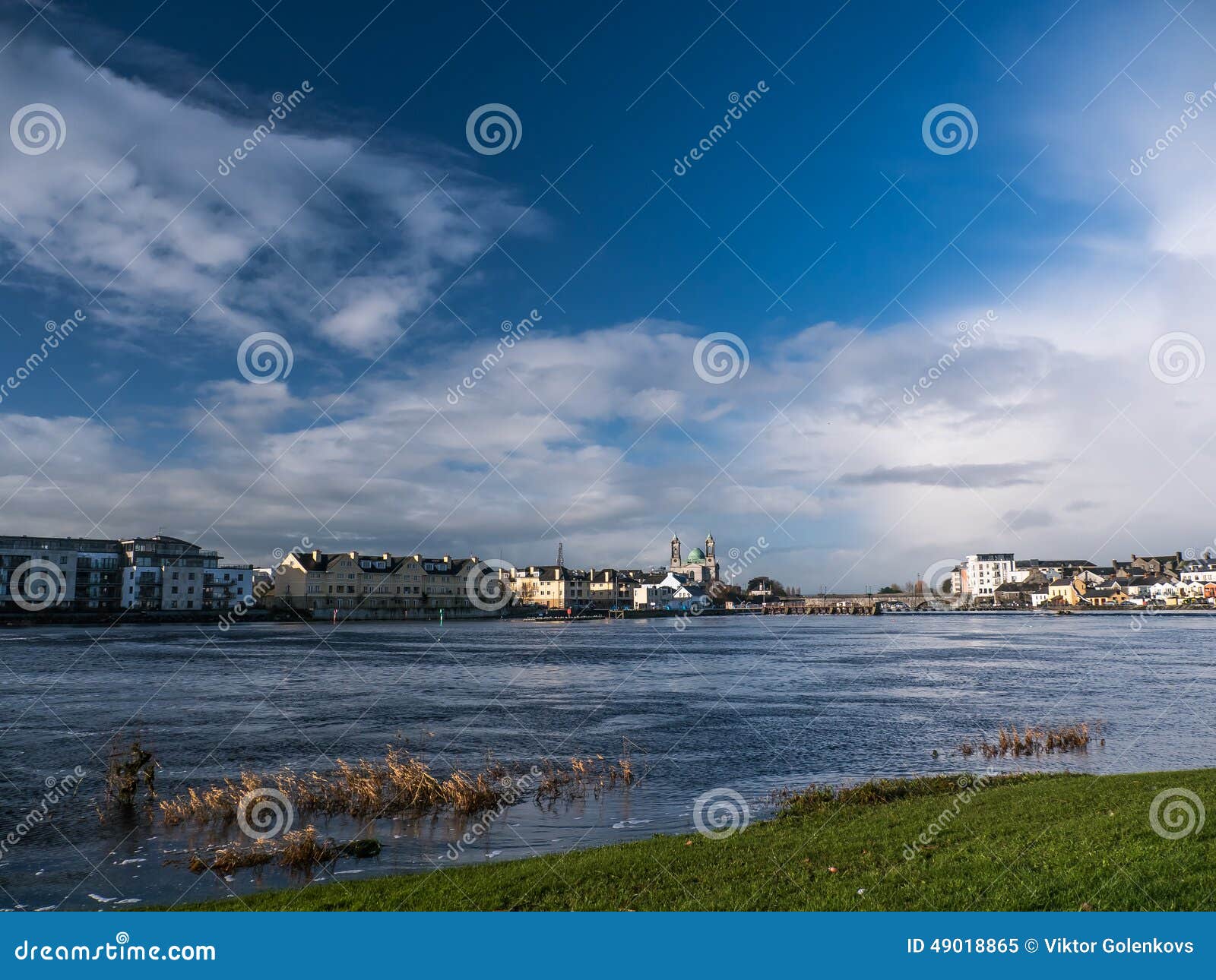 Athlone Bridge and River at Day Stock Image - Image of colour, county ...