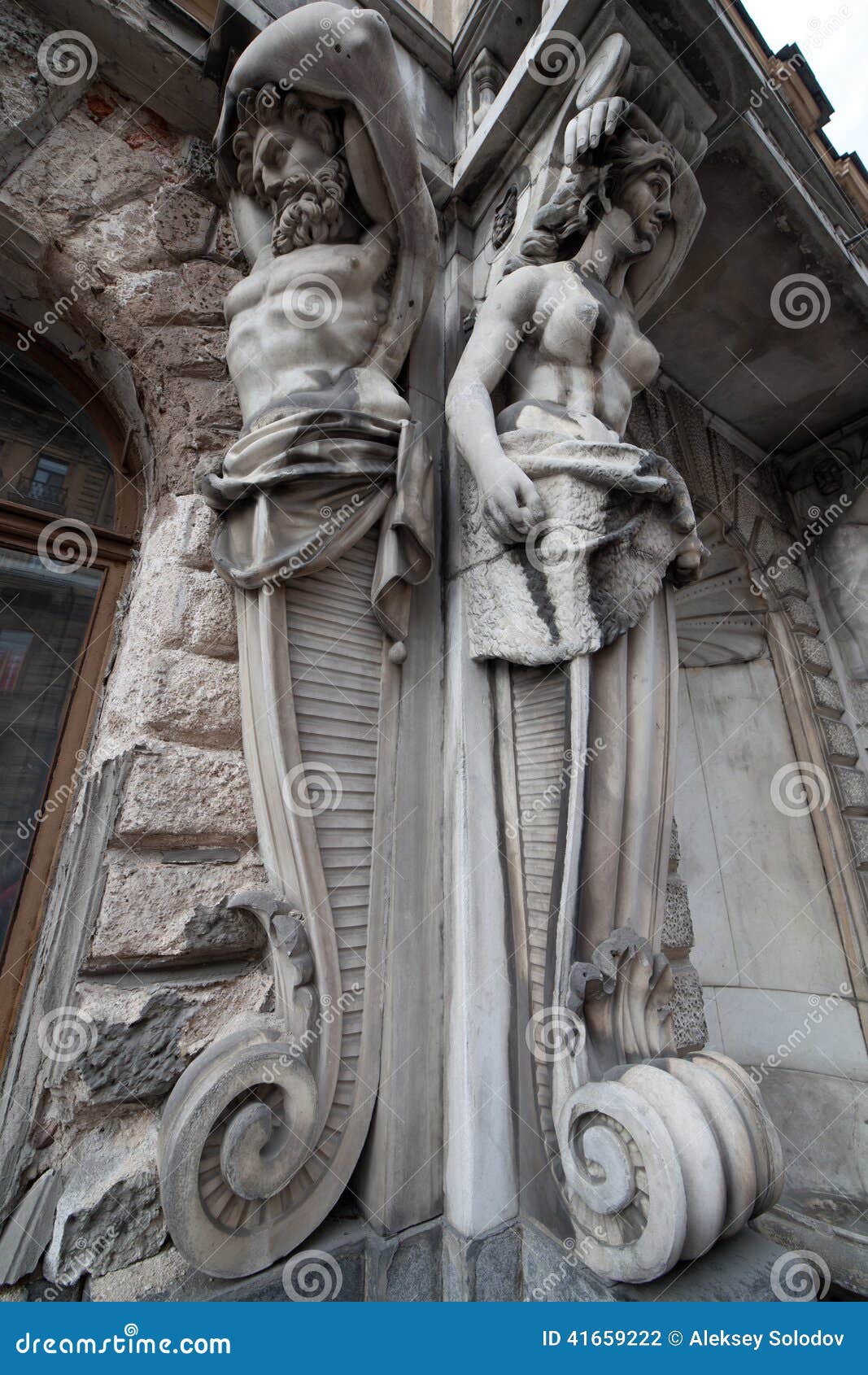 Atlant i kariatyda zdjęcie stock. Obraz złożonej z atlant - 41659222