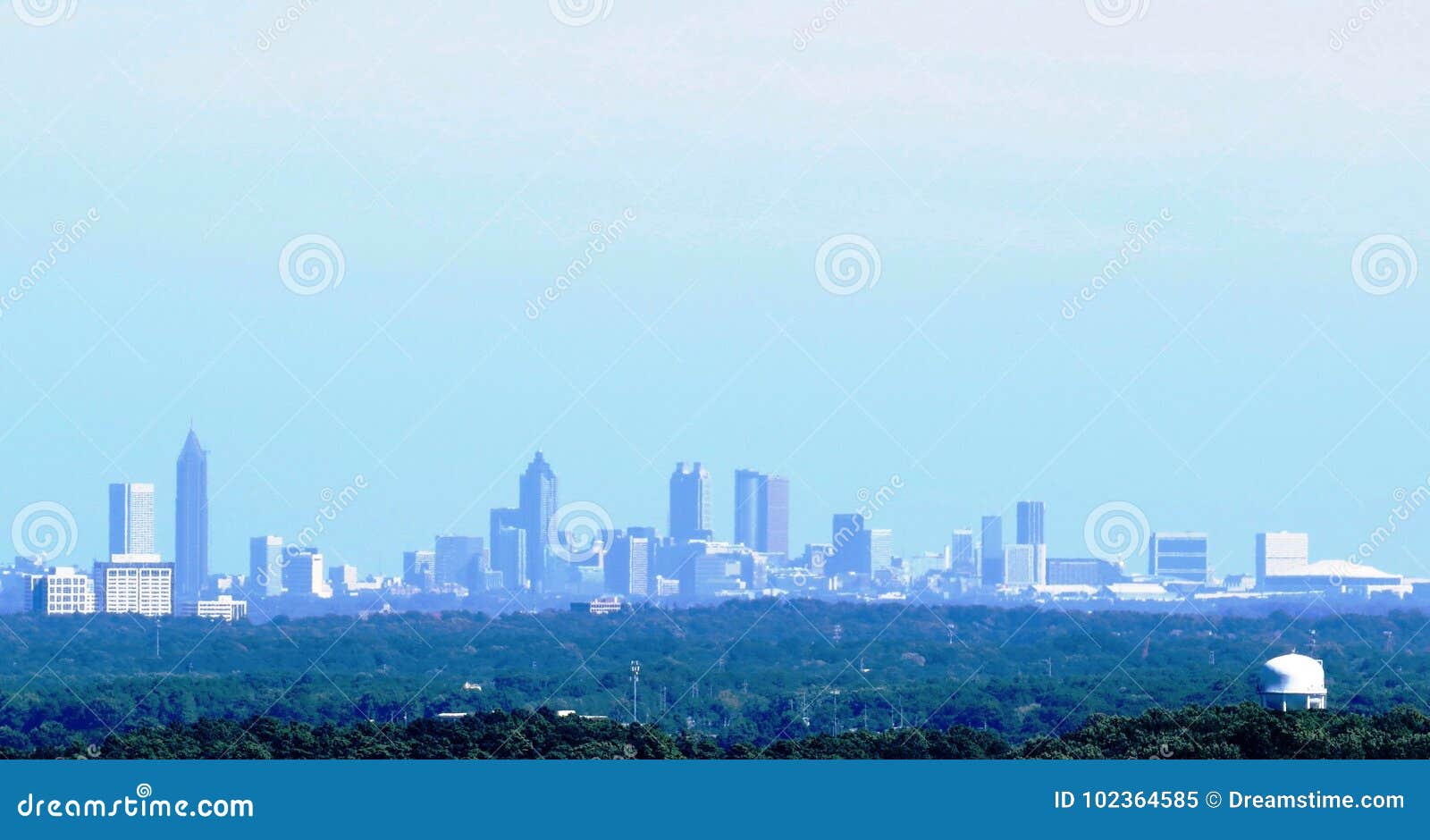Atlanta Georgia Skyline imagen de archivo. Imagen de atlanta - 102364585