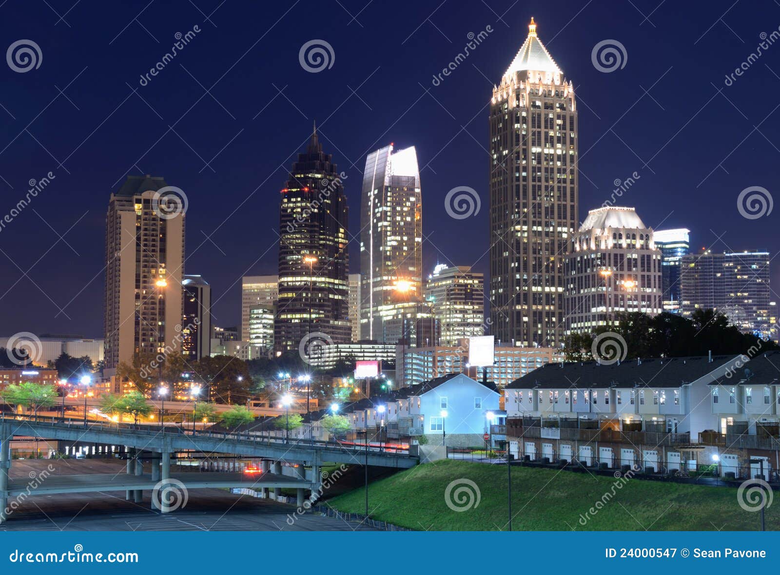 Atlanta Skyline Above Freedom Parkway Stock Image - Image of midtown ...