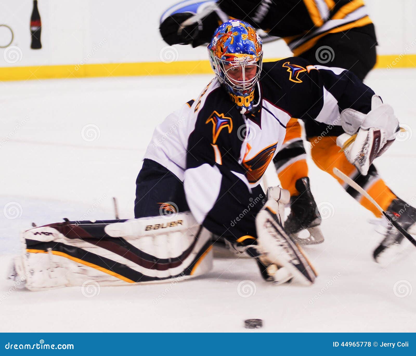 Atlanta Thrashers Goalie Johan Hedberg #1 Redactionele Stock Foto ...
