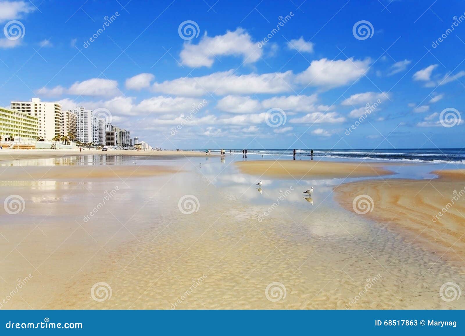 Atlantic Ocean Beach, Florida, USA Stock Image - Image of ocean, sunny ...