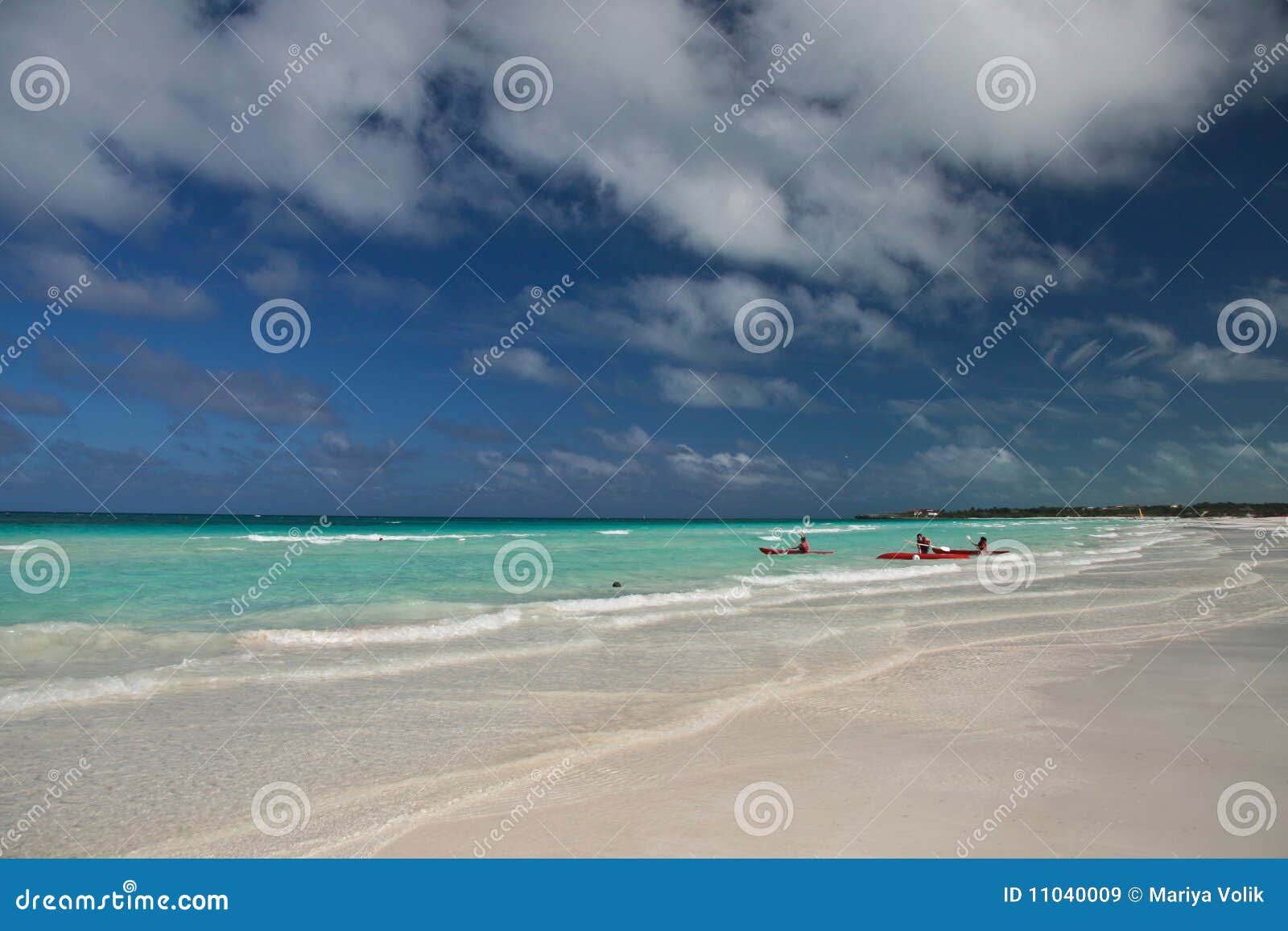 Atlantic ocean beach view stock image. Image of atlantic - 11040009