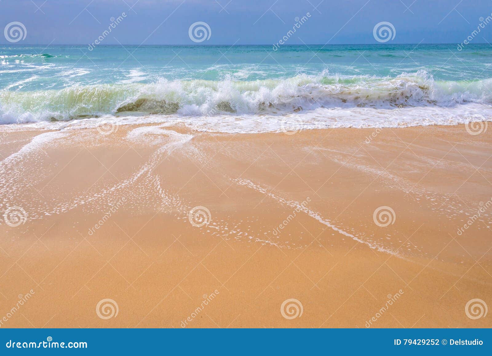 Atlantic Ocean, Front View of Waves Stock Photo - Image of travel ...