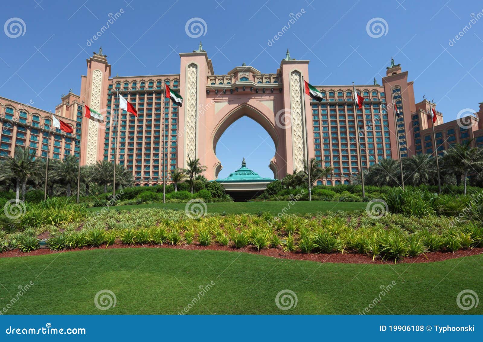 Atlantis, the Palm Hotel, Dubai Stock Photo - Image of middle, luxury ...