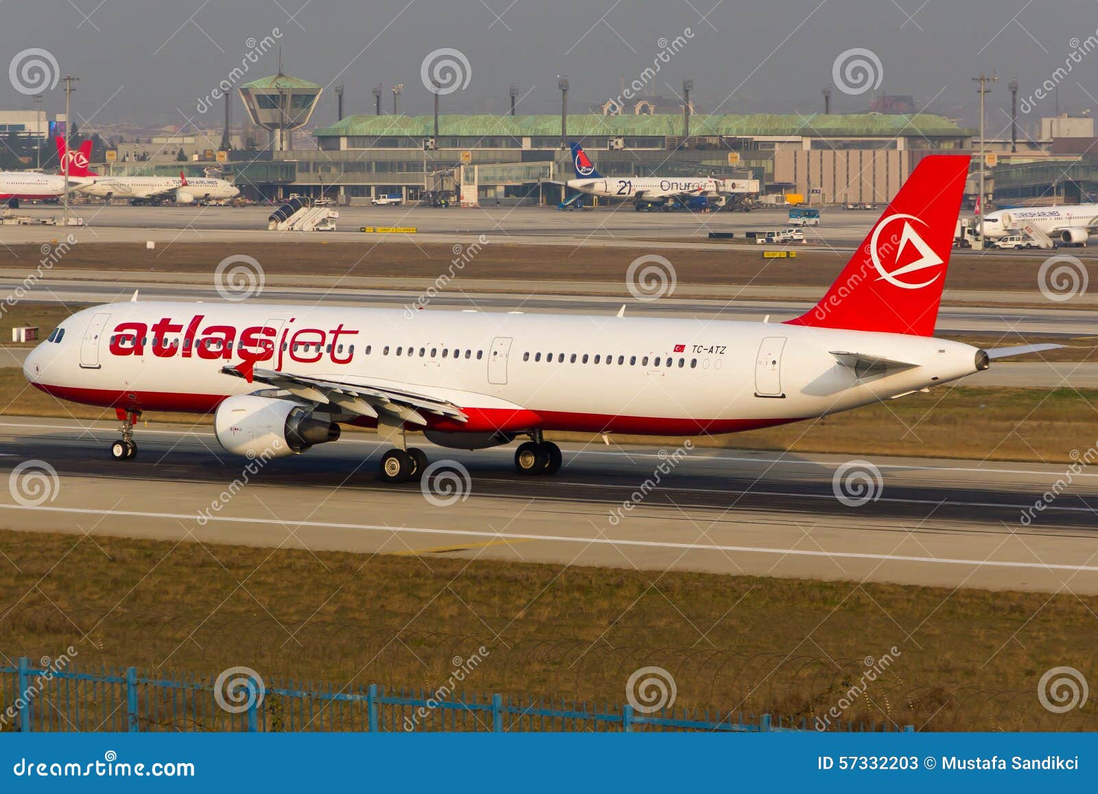 Atlasjet Airbus A320 editorial stock photo. Image of arrival - 57332203