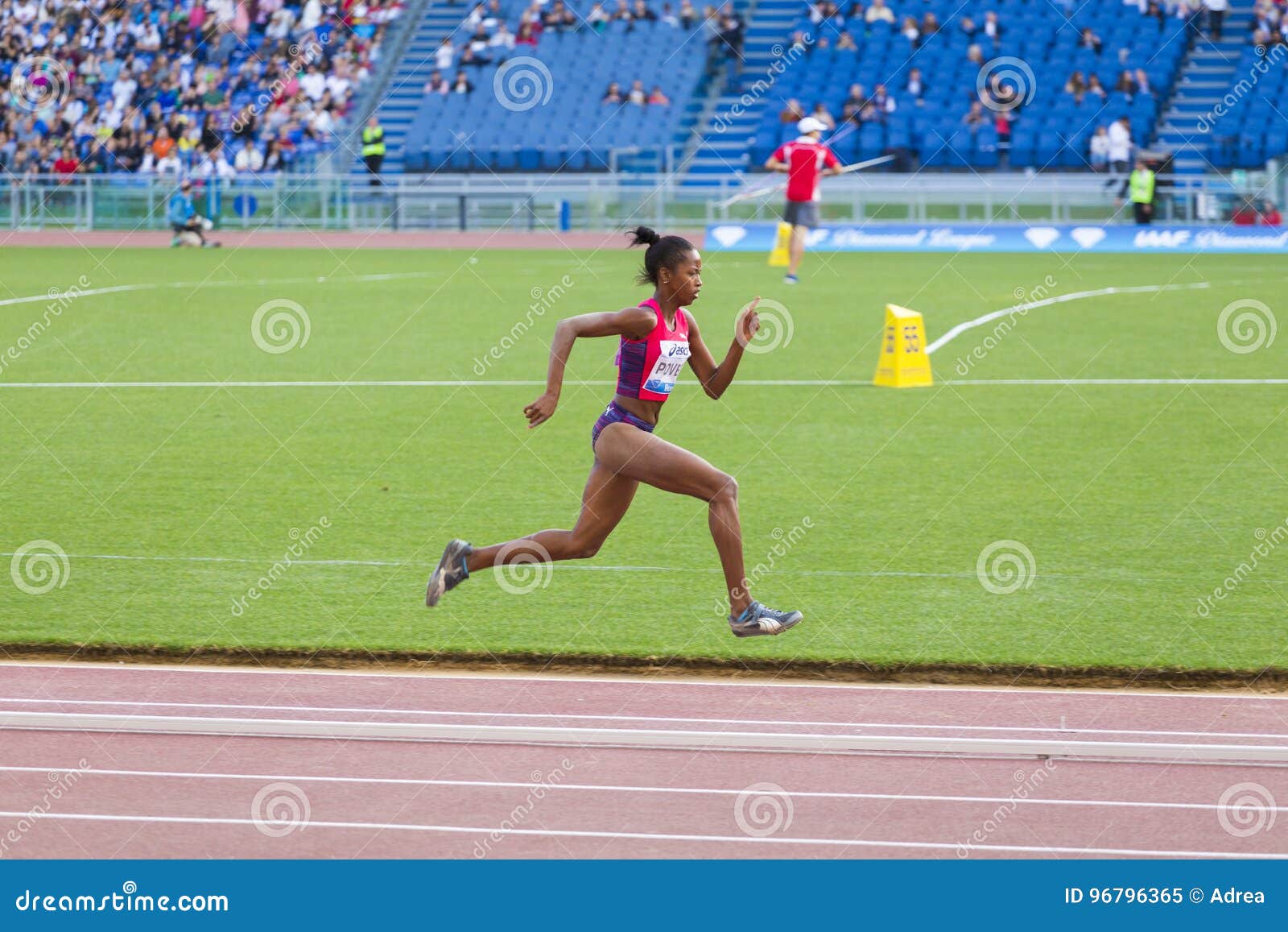 Atleta Del Salto De Longitud Imagen editorial - Imagen de deportes ...