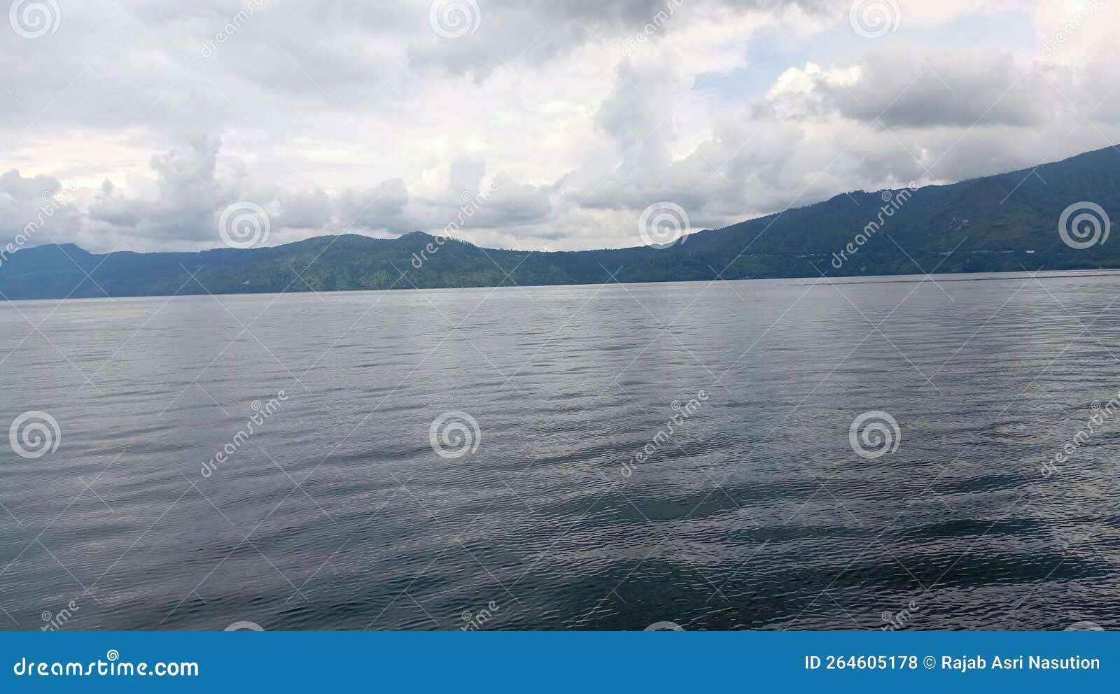 The Atmosphere of the Lake Water is Very Calm Stock Photo - Image of ...