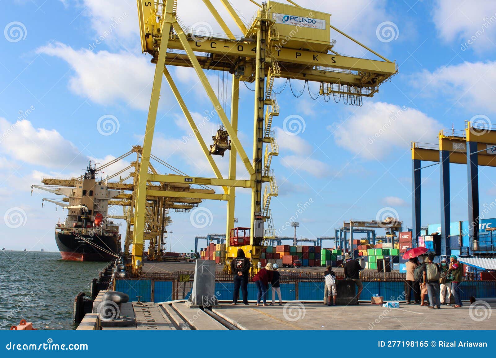 The Atmosphere of the Loading and Unloading of Containers at Tanjungmas ...