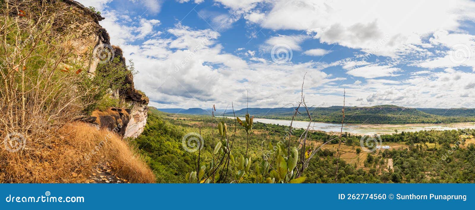 Atmosphere of the Mekong River Basin at Pha Taem, Ubon Ratchathani ...