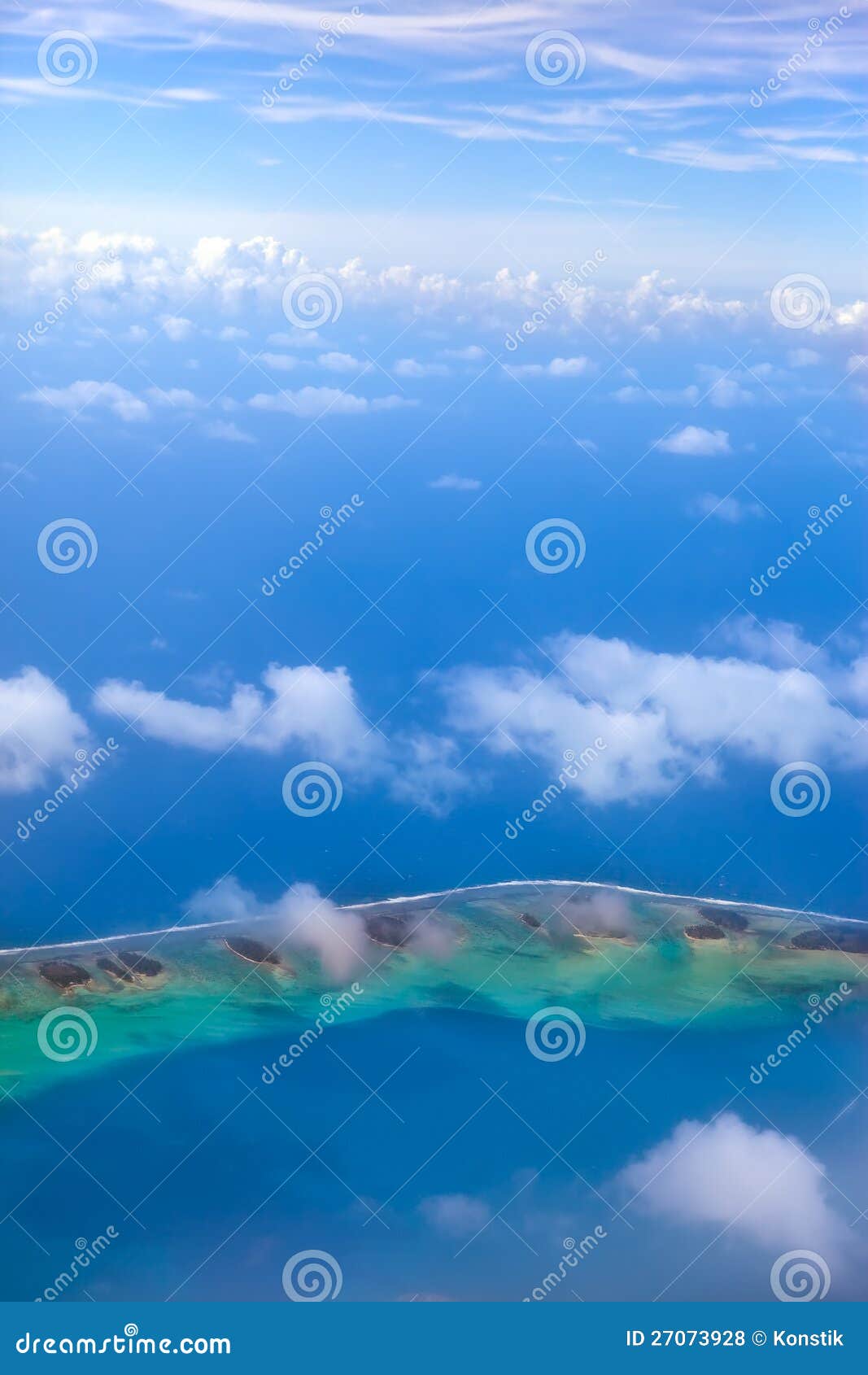 The atoll ring in ocean stock photo. Image of indian - 27073928