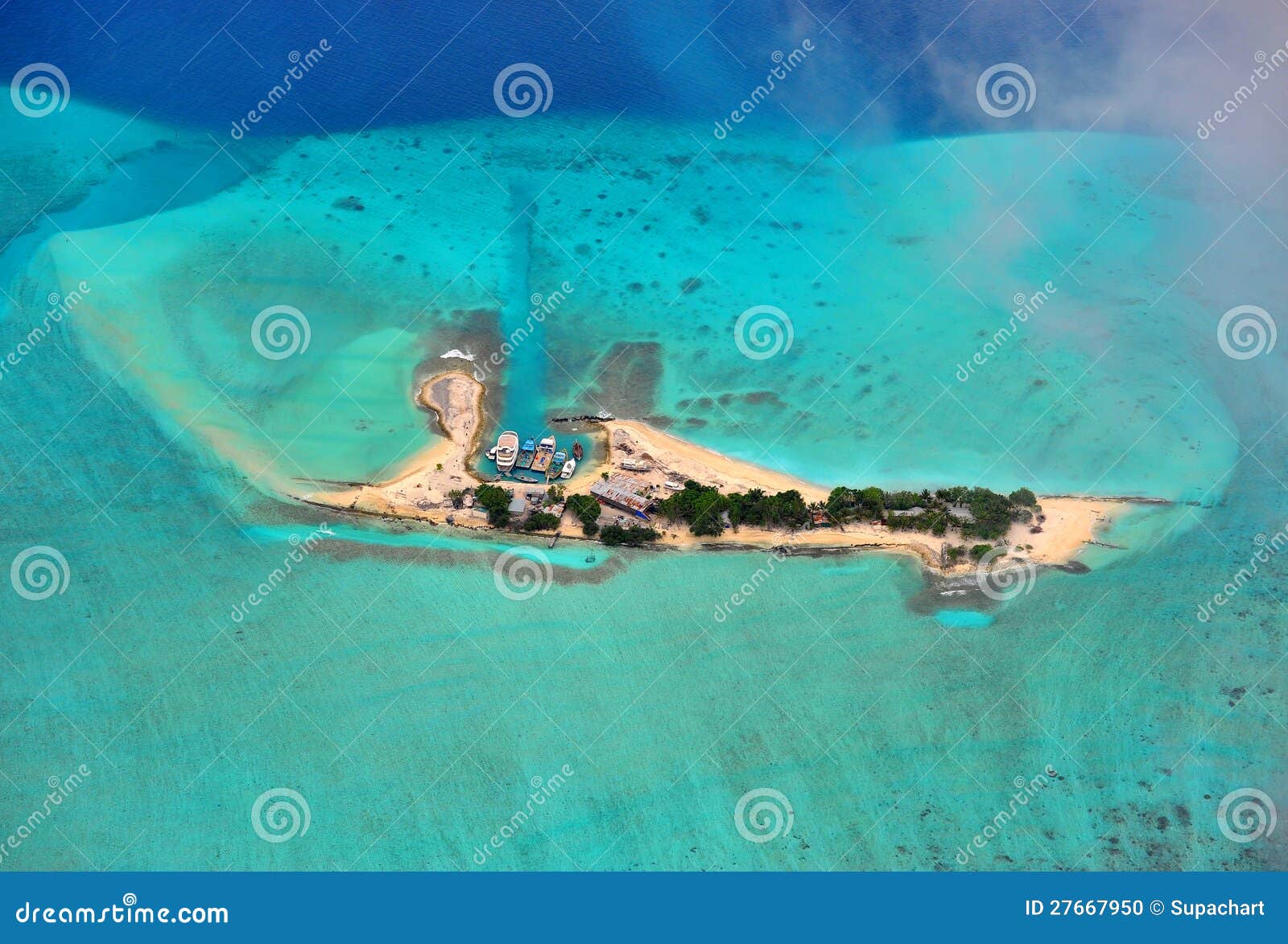 Atollo dei Maldives fotografia stock. Immagine di figura - 27667950