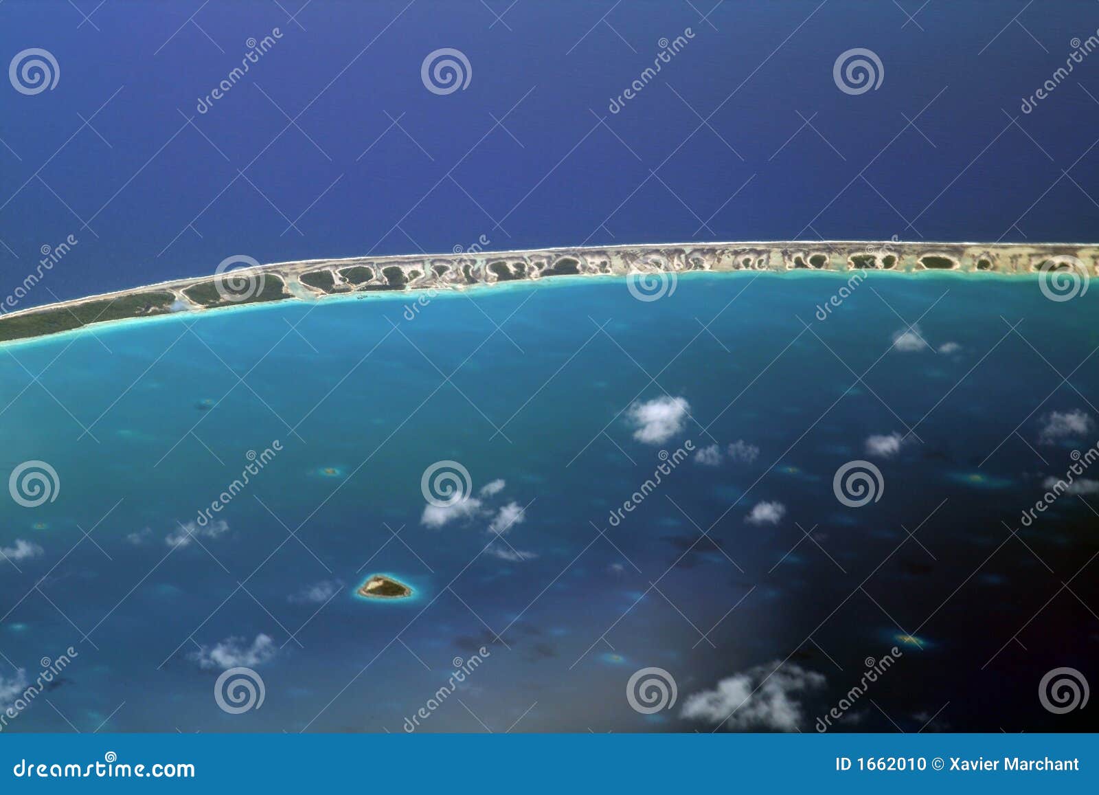 Atollo Dell'Oceano Pacifico Fotografia Stock - Immagine di sabbia ...