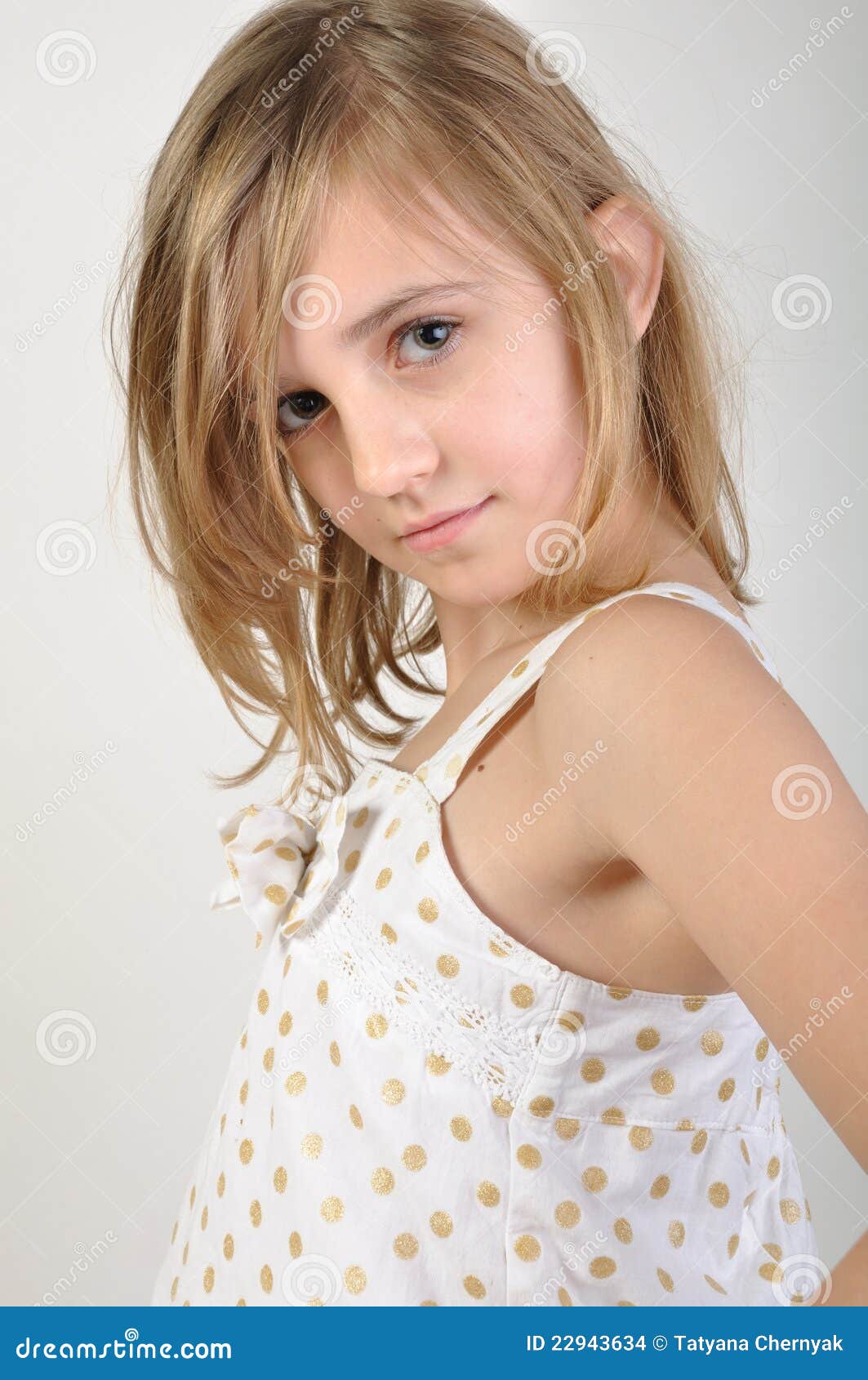 Atrakcyjny Blond Target113_0_ Dziewczyny Zdjęcie Stock - Obraz złożonej ...