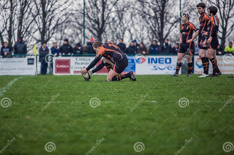 Attack in Rugby editorial photo. Image of exercise, muscular - 28716991