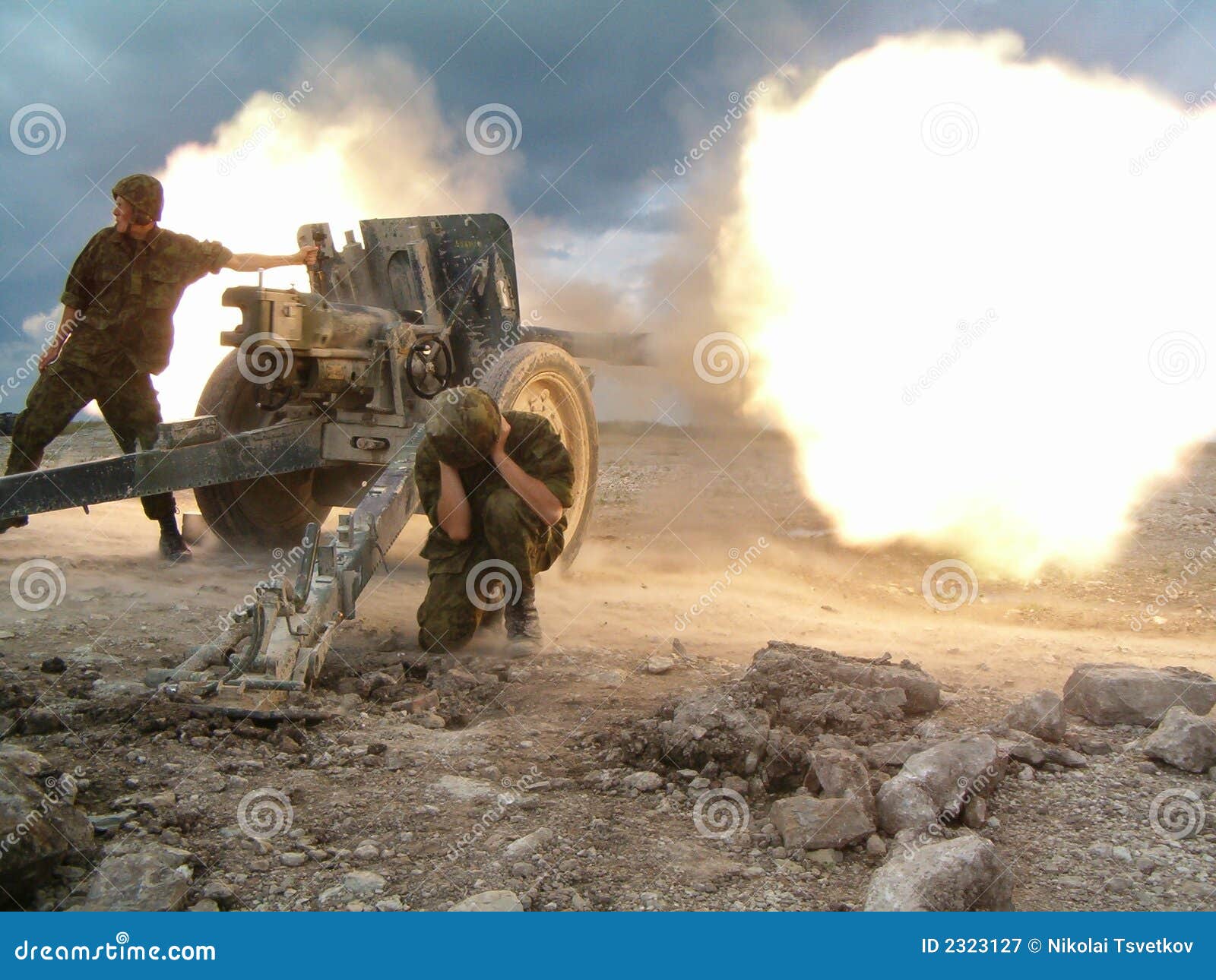 M110 Howitzer Firing