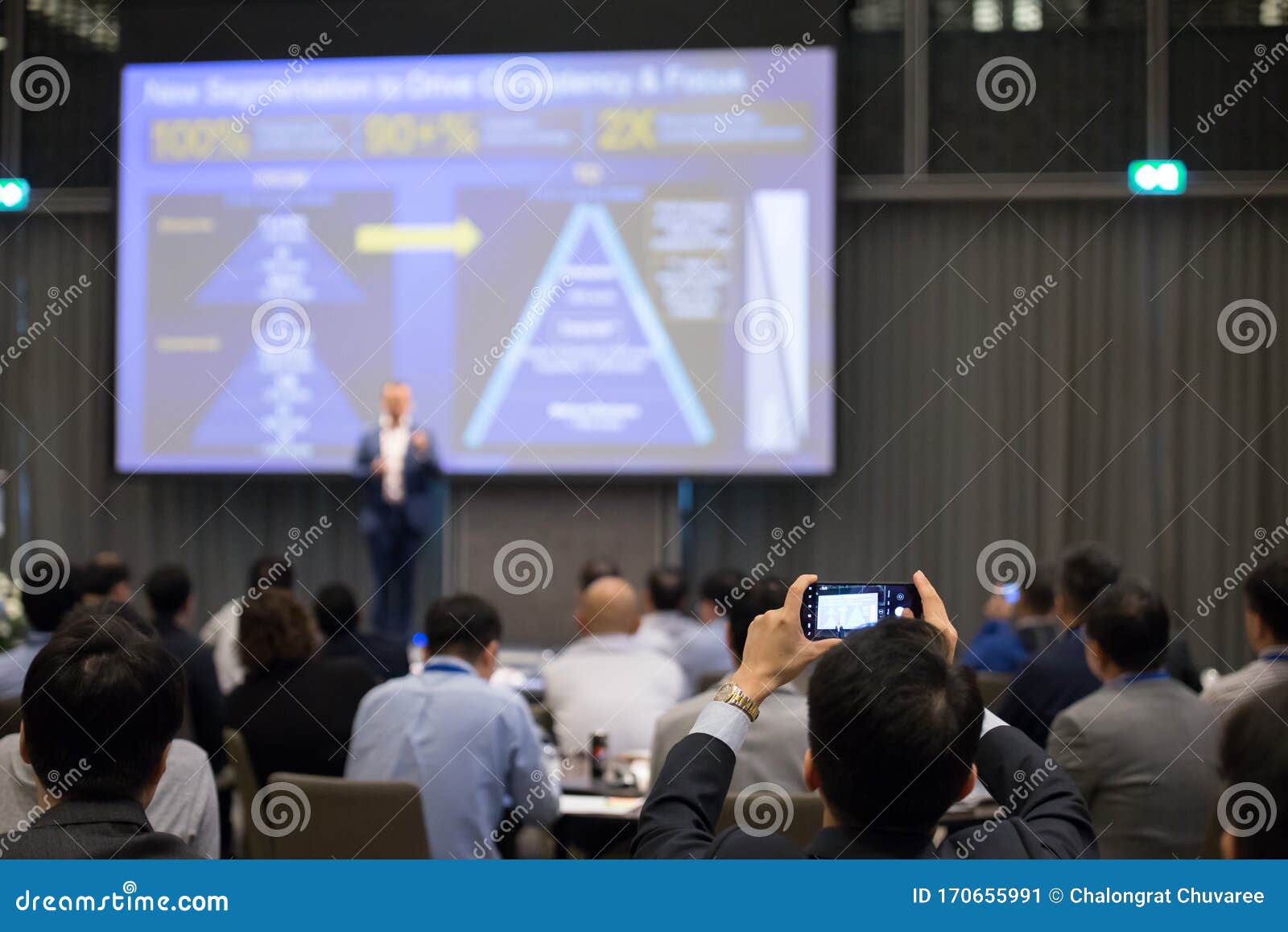 Attendees Use Smartphone Photography in the Seminar Room Editorial ...