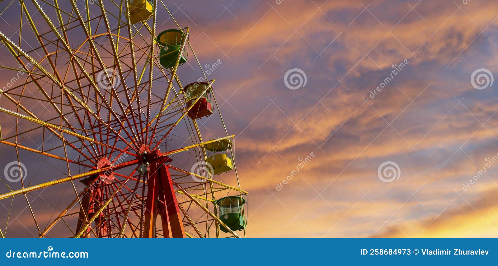 Attraction Carousel Ferris Wheel Against the Romantic Evening Sky Stock ...