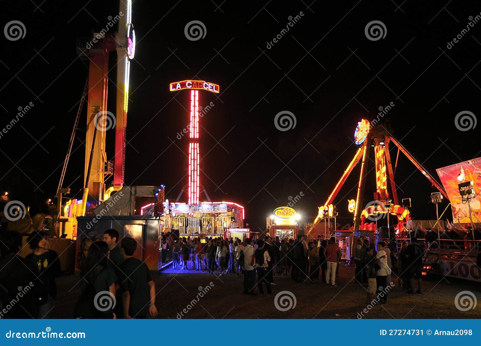 Attractions justes photo éditorial. Image du juste, gens - 27274731