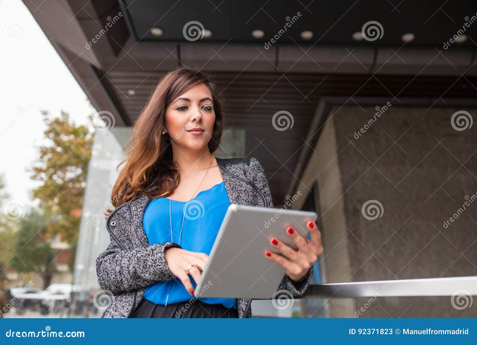 Attractive Businesswoman Using a Tablet Computer Stock Image - Image of ...