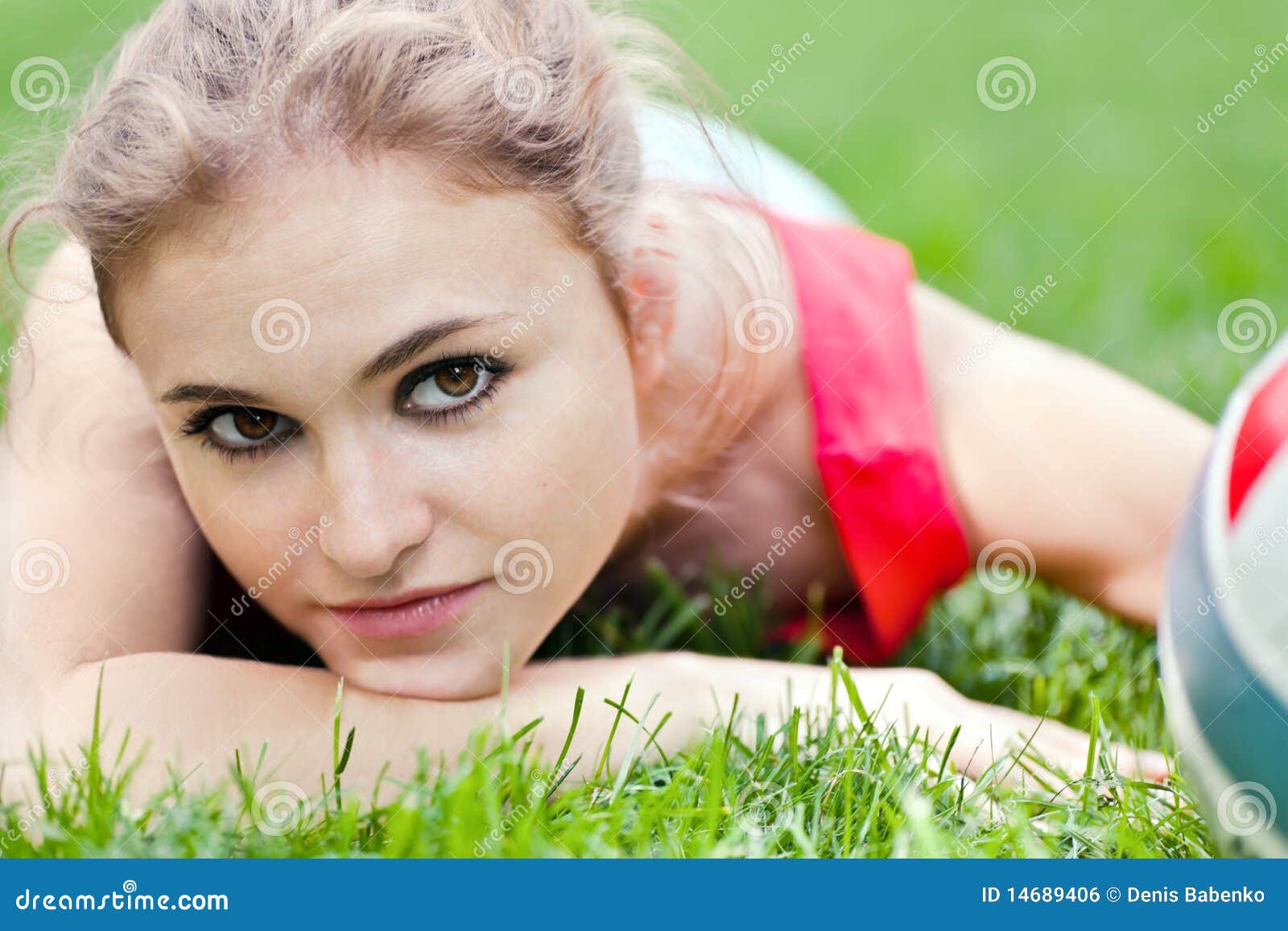 Attractive Girl Lay on Grass Stock Photo - Image of laying, leisure ...