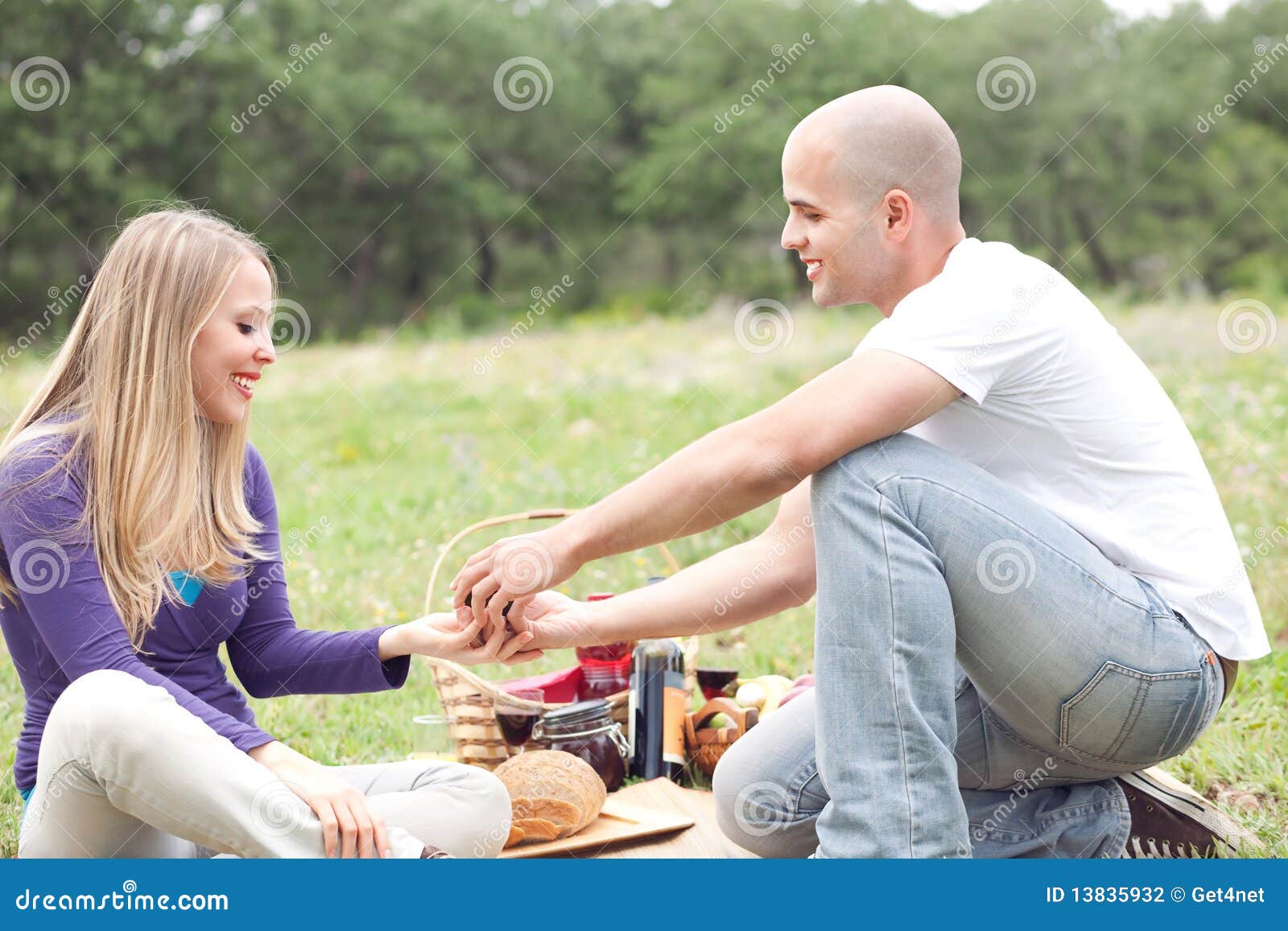 Attractive Romantic Couple Sharing Their Love Stock Photo - Image of ...
